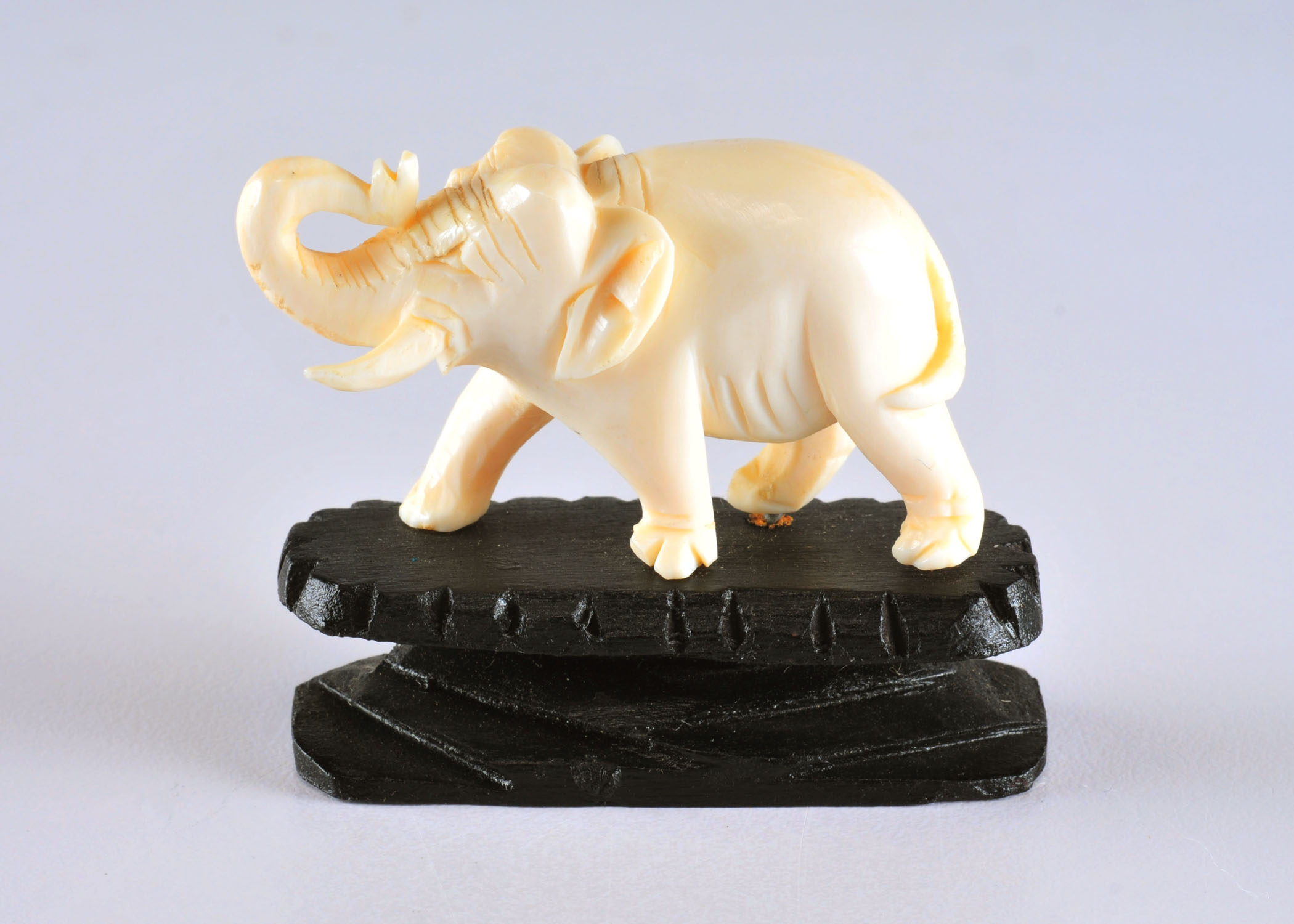 Chinese Ivory Miniature Elephant Carving | EBTH