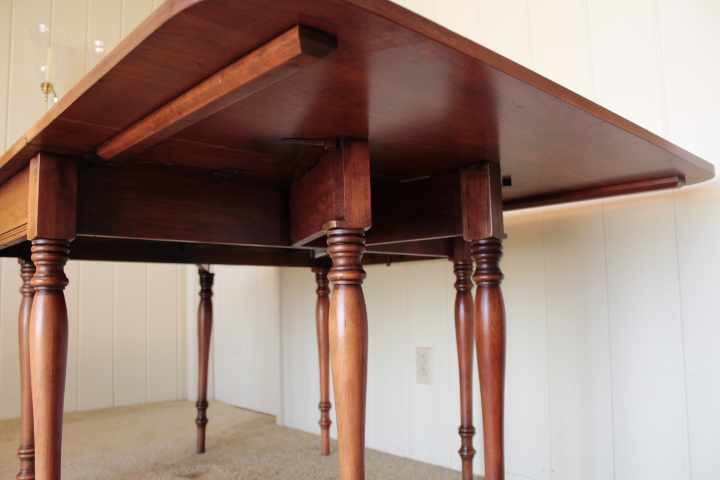 Cherry Drop Leaf Dining Table by Statton | EBTH