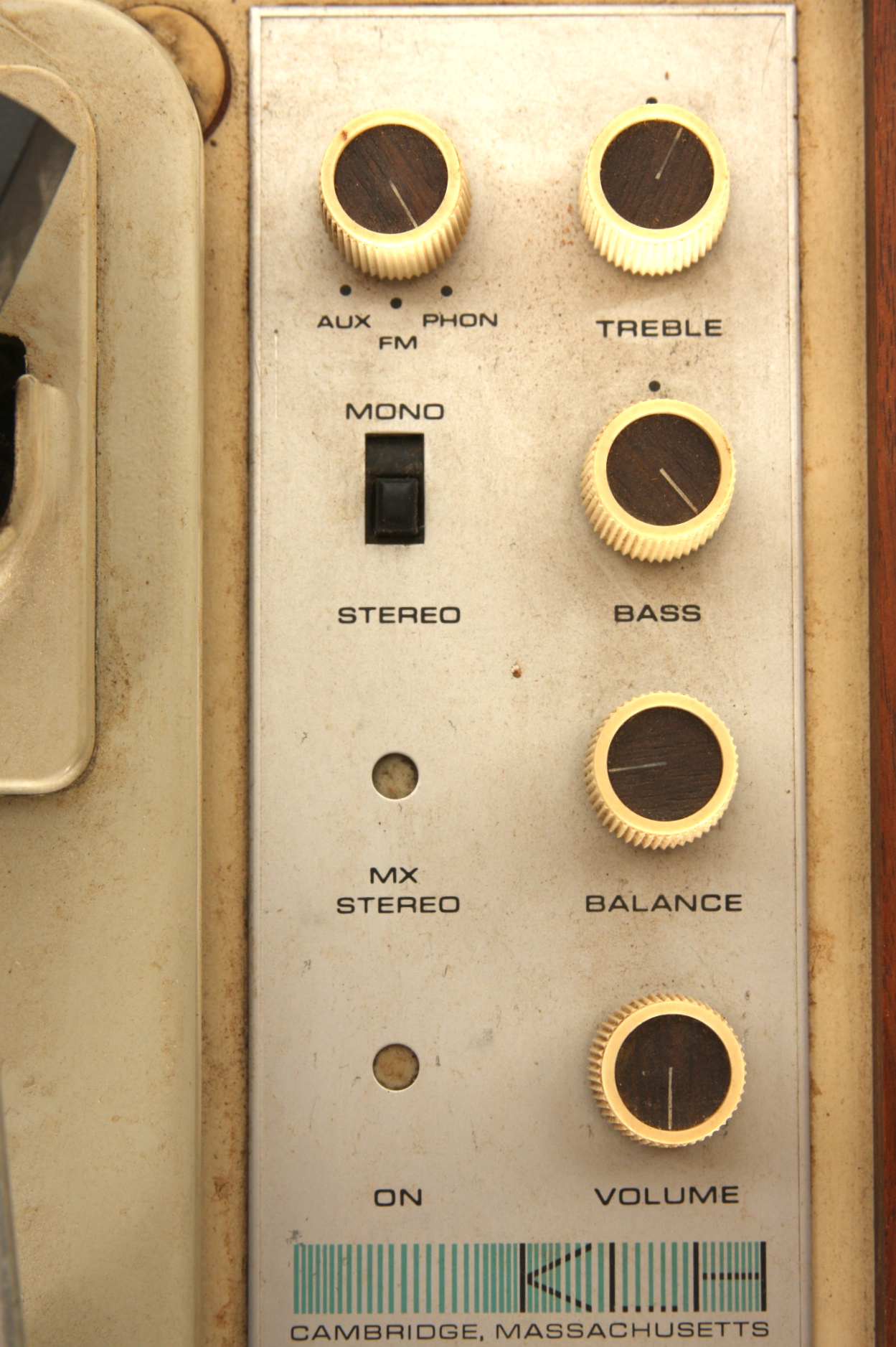 KLH Model 24 Turntable | EBTH