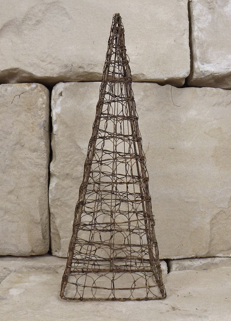 Wire Mesh Topiary Pyramids | EBTH