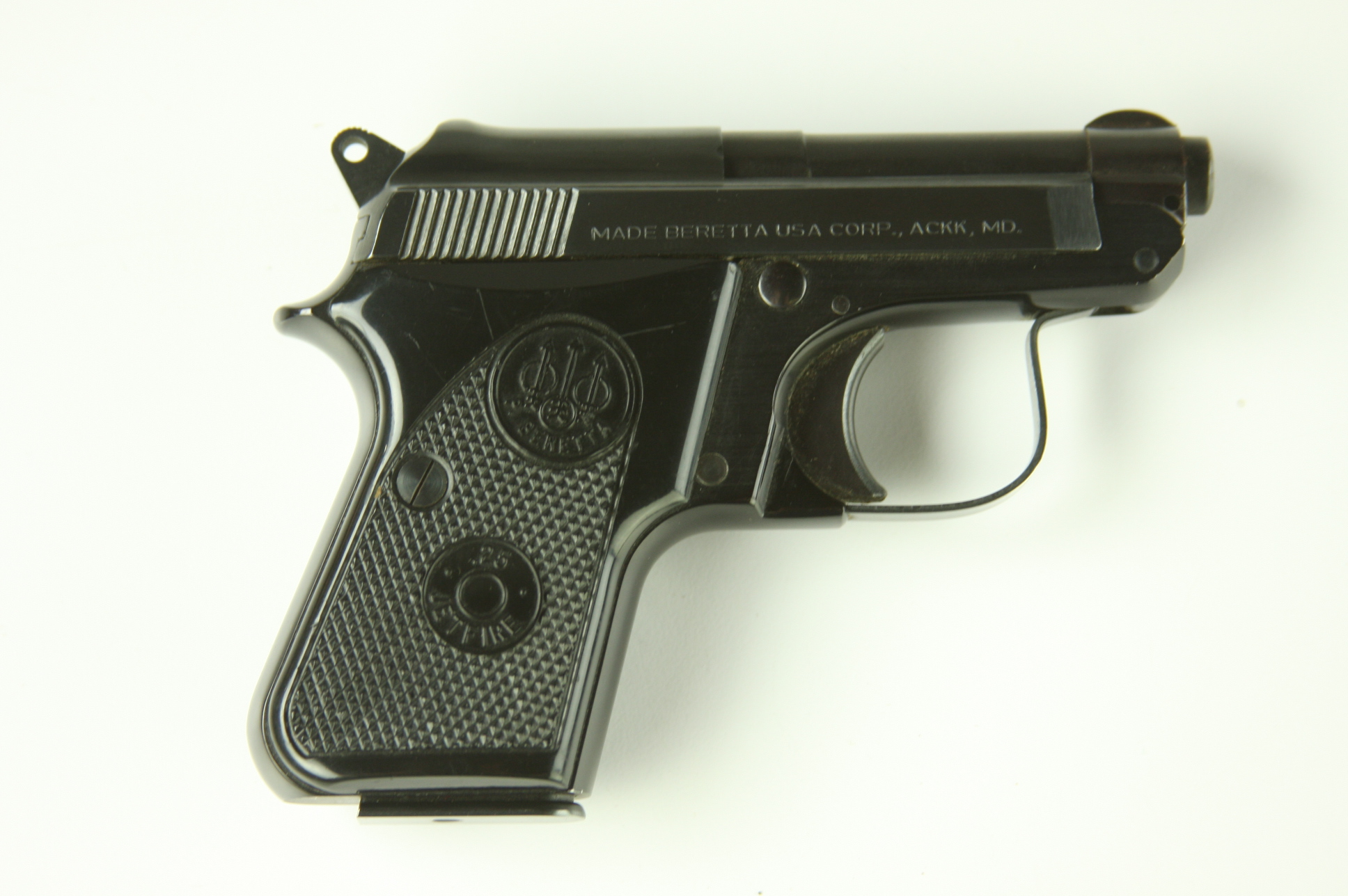 P Beretta Model 950 BS .25 caliber pistol | EBTH