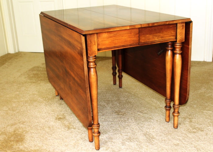 Cherry Drop Leaf Dining Table by Statton | EBTH