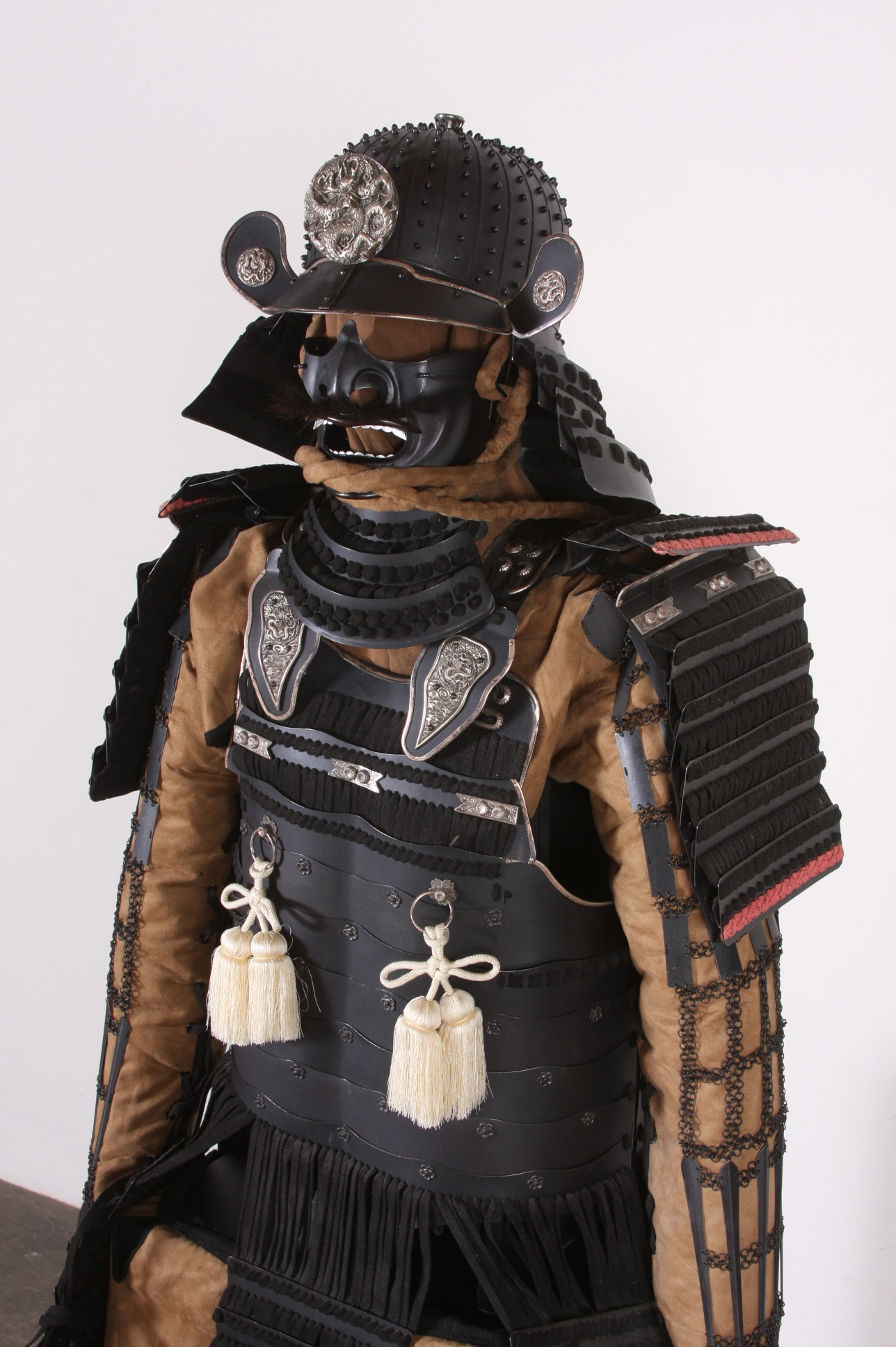 CAS Hanwei "Dragon Armour" Samurai Suit | EBTH