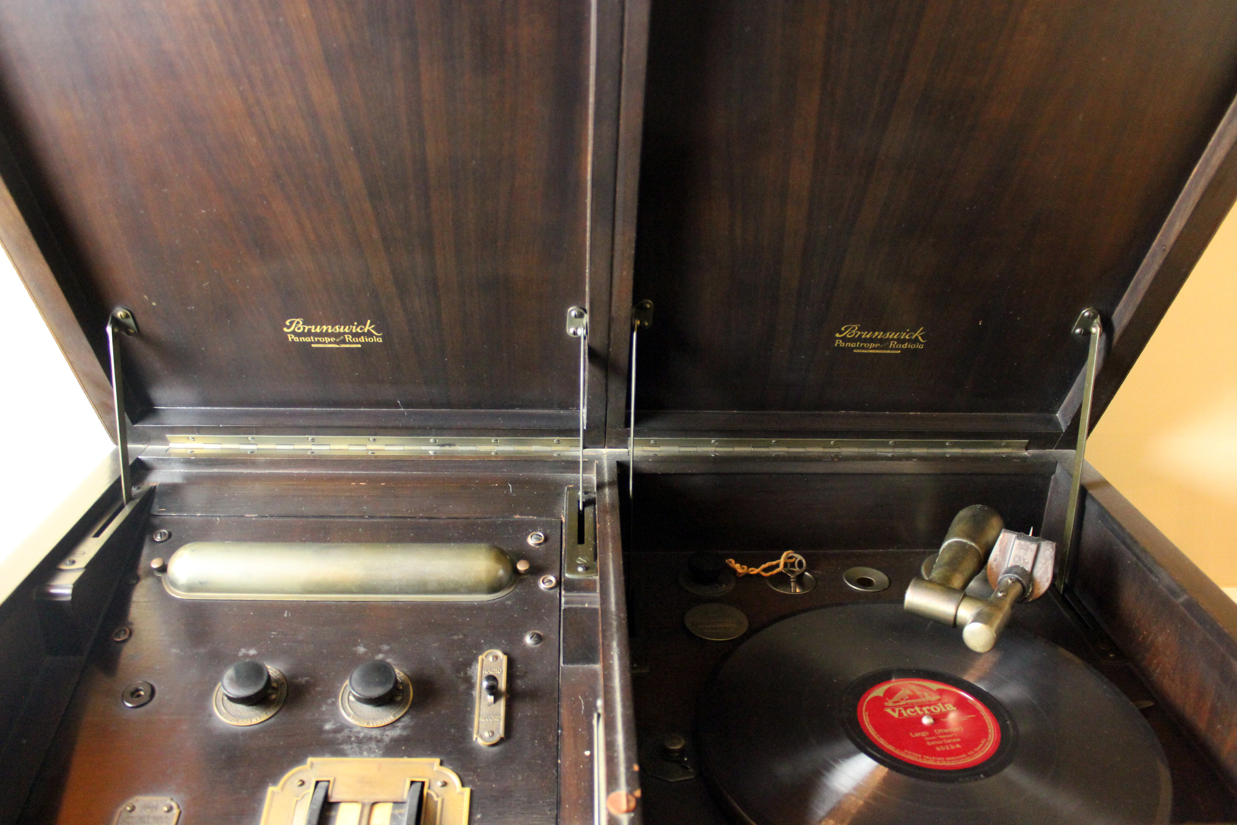 Rare 1926 Brunswick Panatrope Radiola Phonograph | EBTH