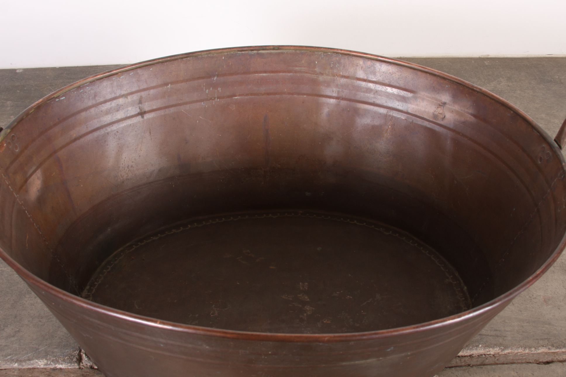 Copper Oval Wash Tub | EBTH