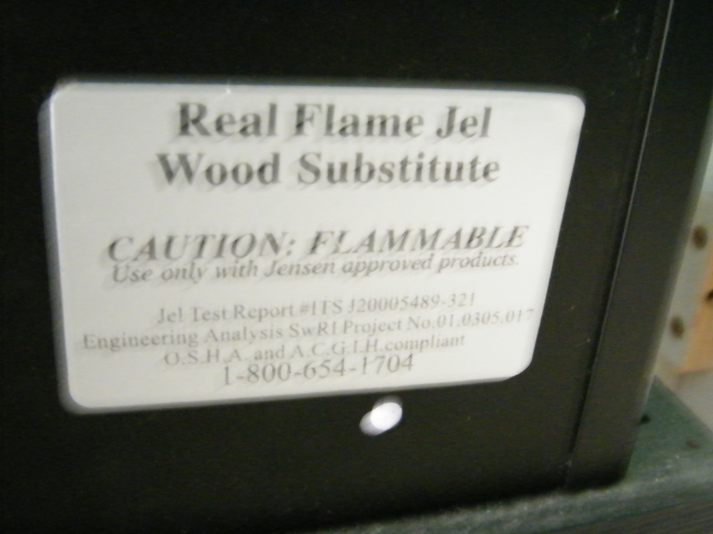 Classic Fireplace with Flame Jet Sterno Feature | EBTH