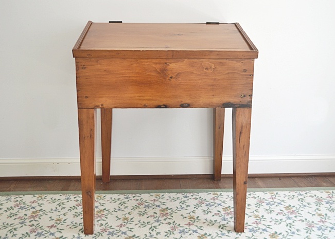19th Century Antique Pine Headmaster's Desk | EBTH
