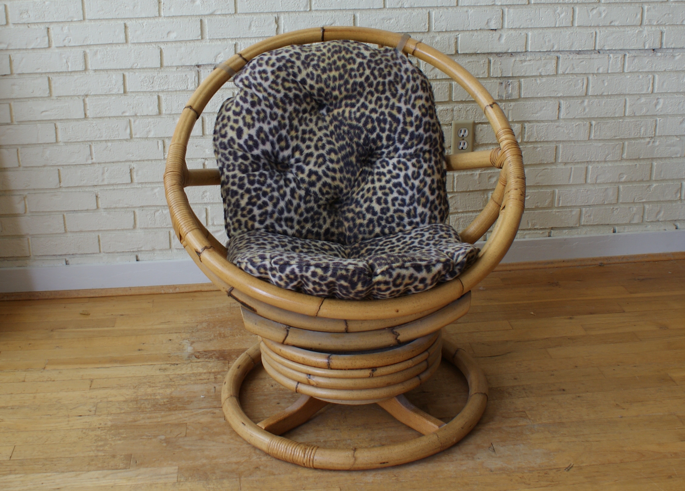 Mid Century Swivel Leopard Print Chair | EBTH