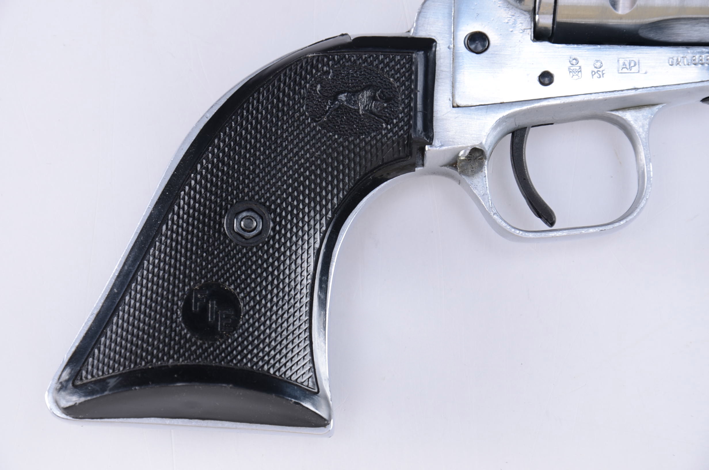 F.I.E. Model E15 .22 Single Action Revolver Pistol by Arminius | EBTH