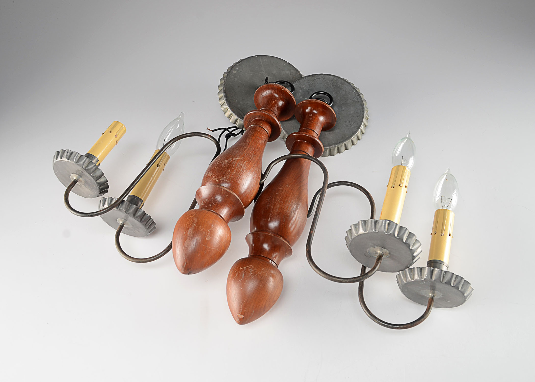 Pair of Reproduction Colonial Chandelier | EBTH