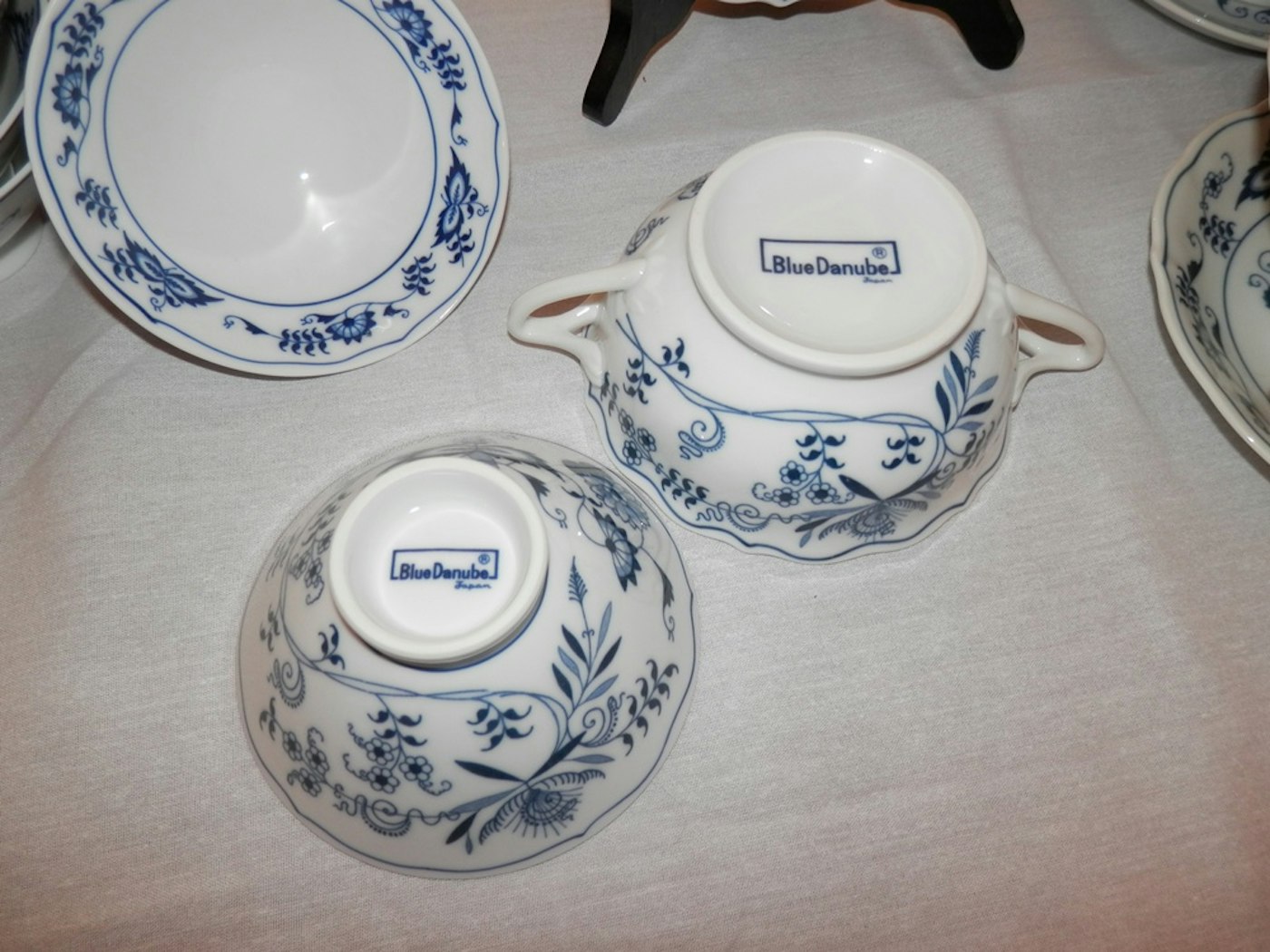 Blue Danube China : EBTH