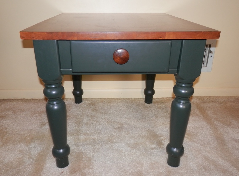 Entertainment Tables | EBTH