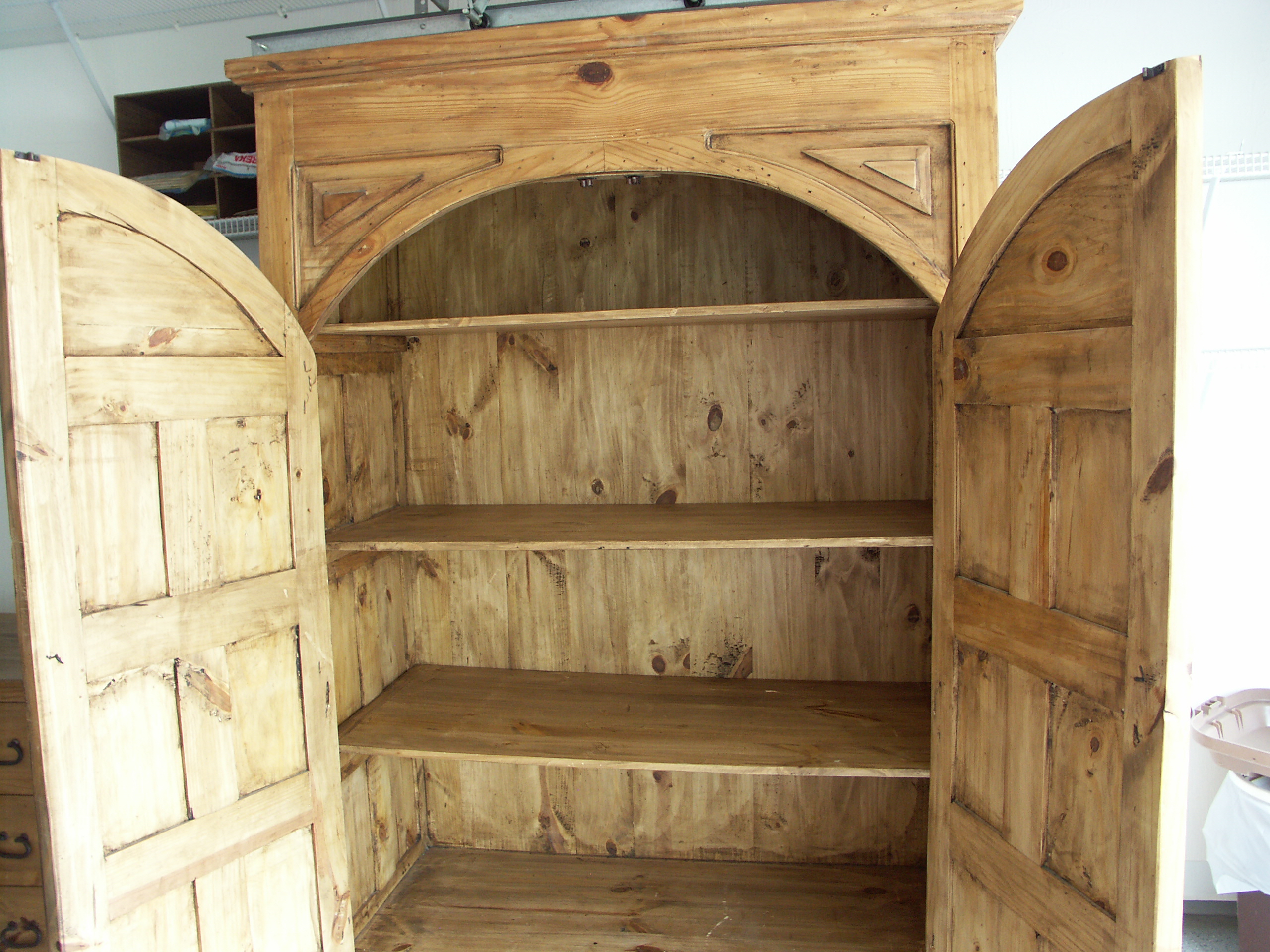 Santa Fe Rustic Pine Armoire : EBTH