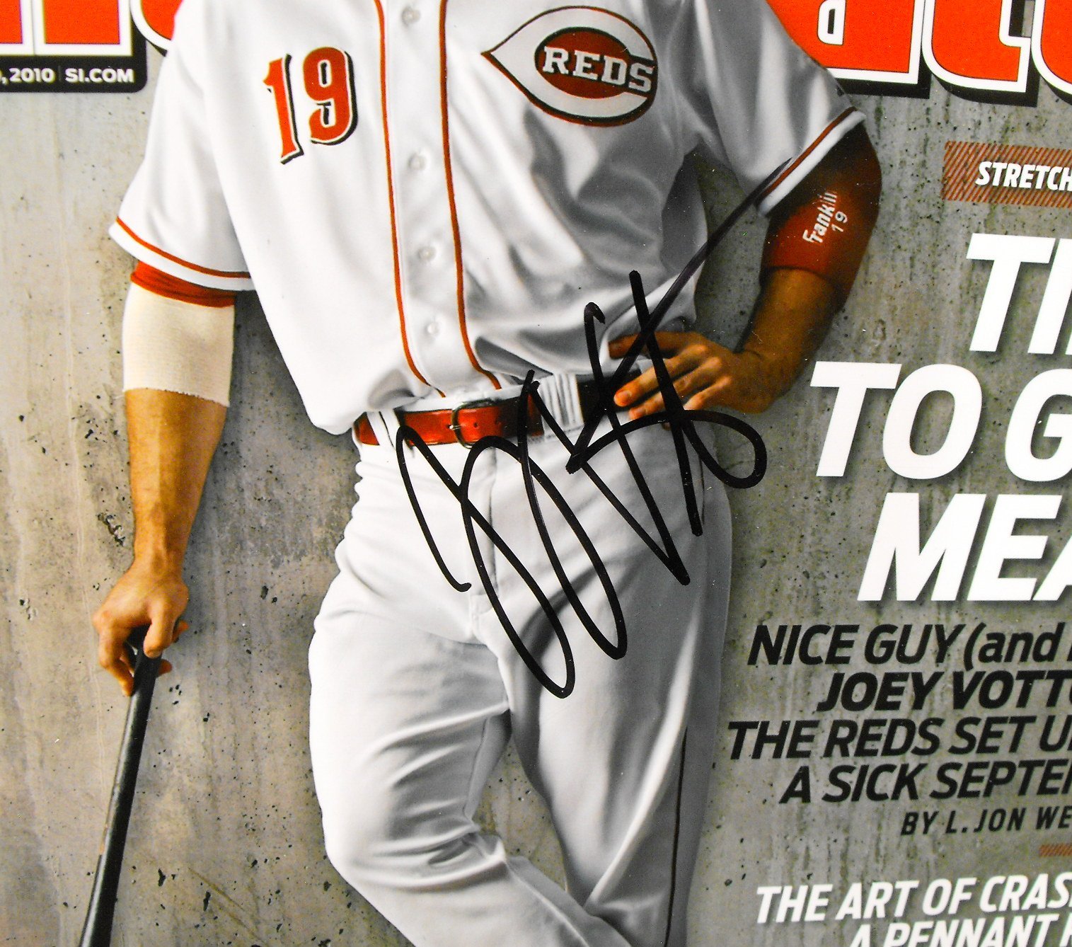 Joey Votto Cincinnati Reds Autographed Photo | EBTH