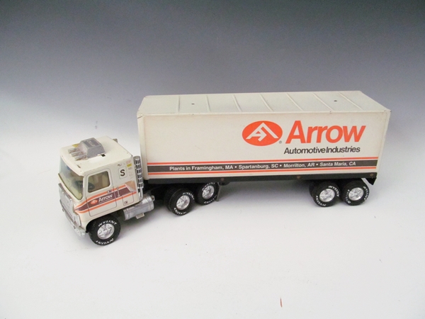 Vintage Nylint Toy Semi-Truck | EBTH