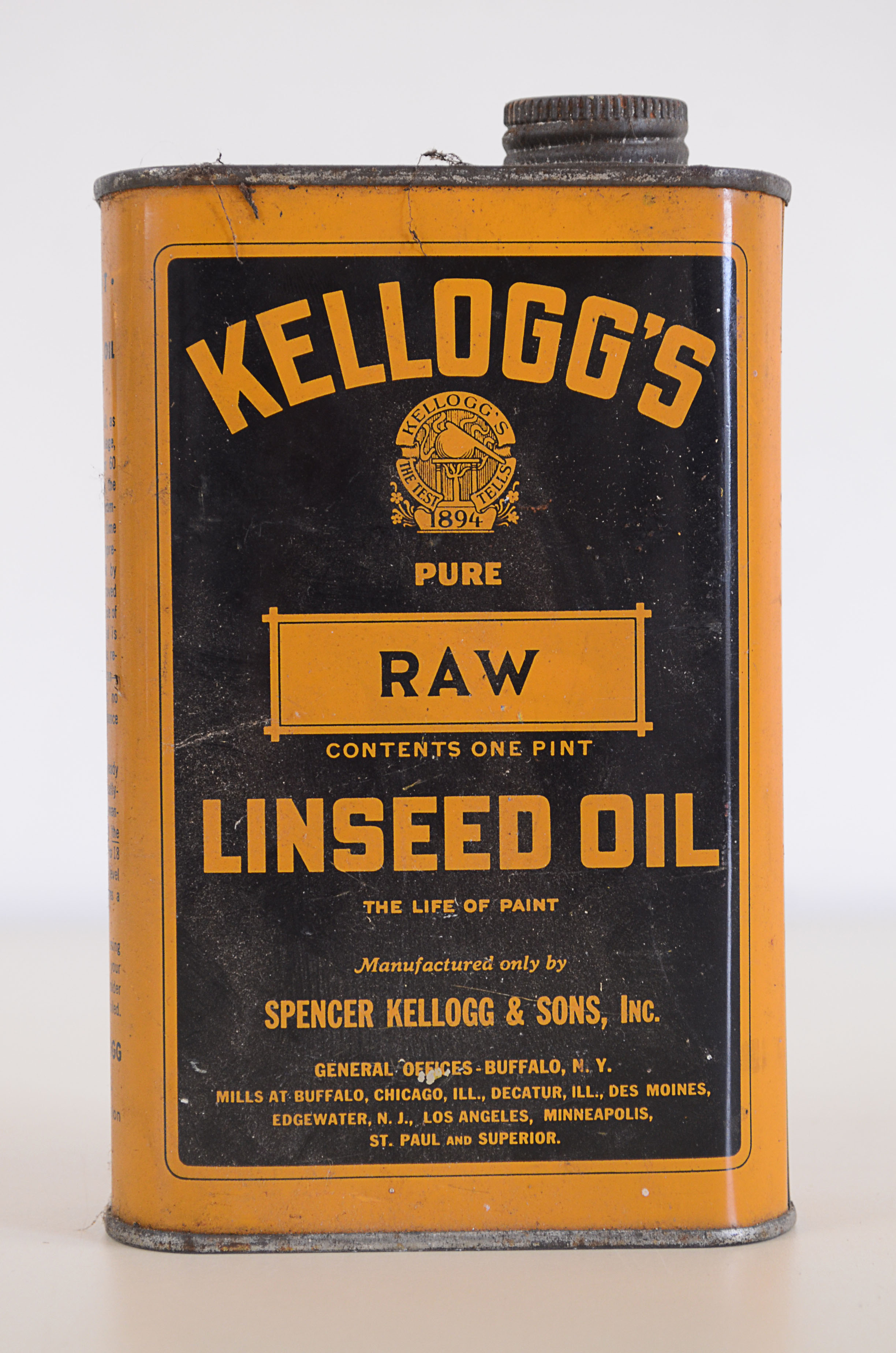 Antique Kellogg's Raw Linseed Oil Can | EBTH