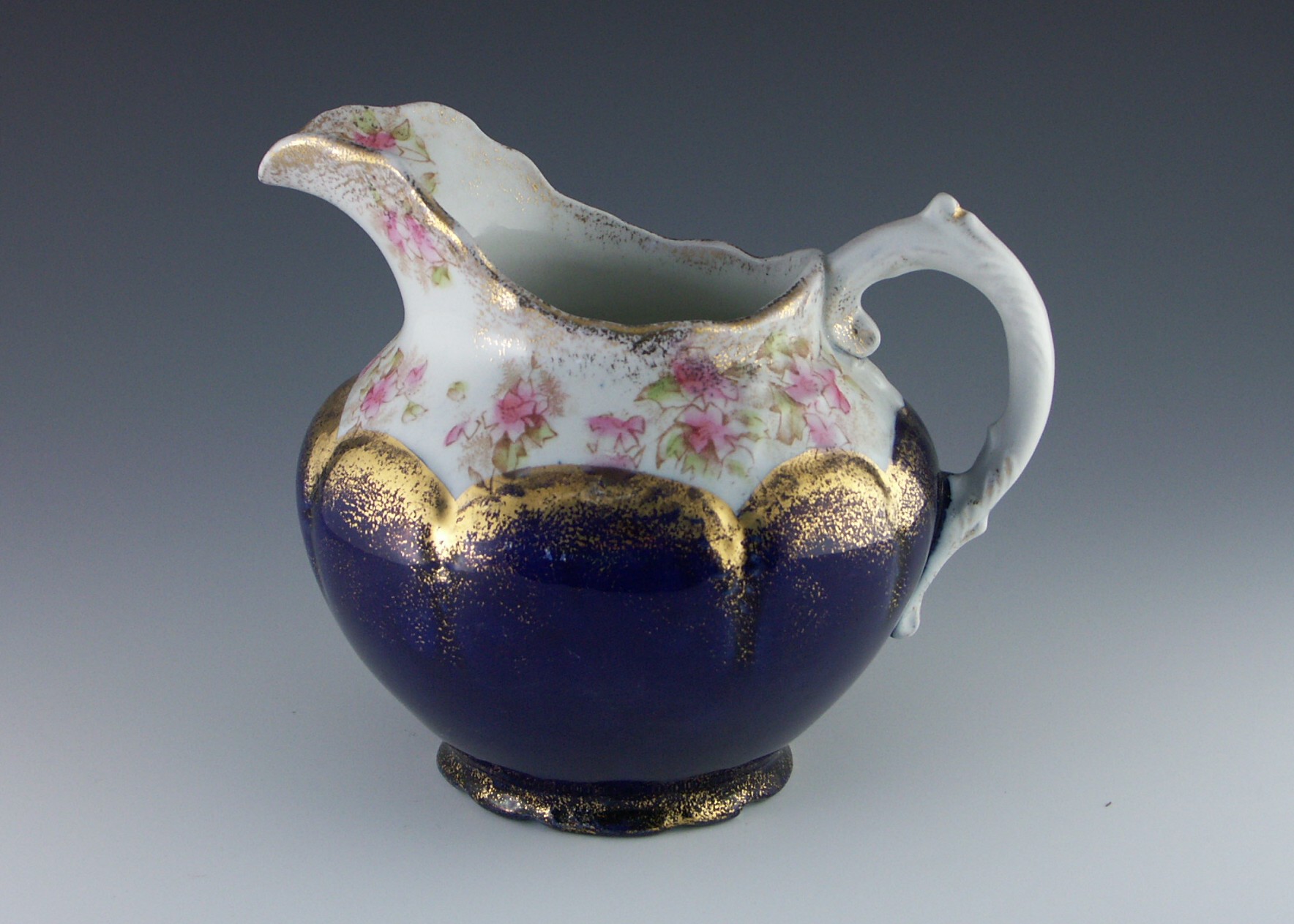 Early 1900's Warwick China Lemonade Pitcher | EBTH