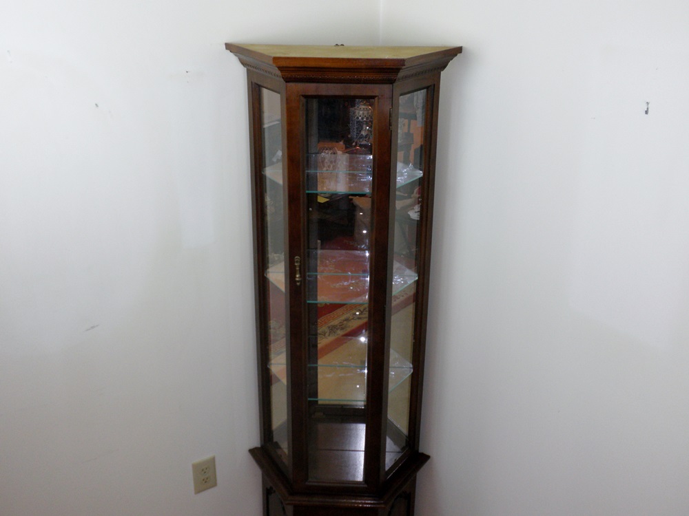 Triangular Shaped Curio Cabinet | EBTH