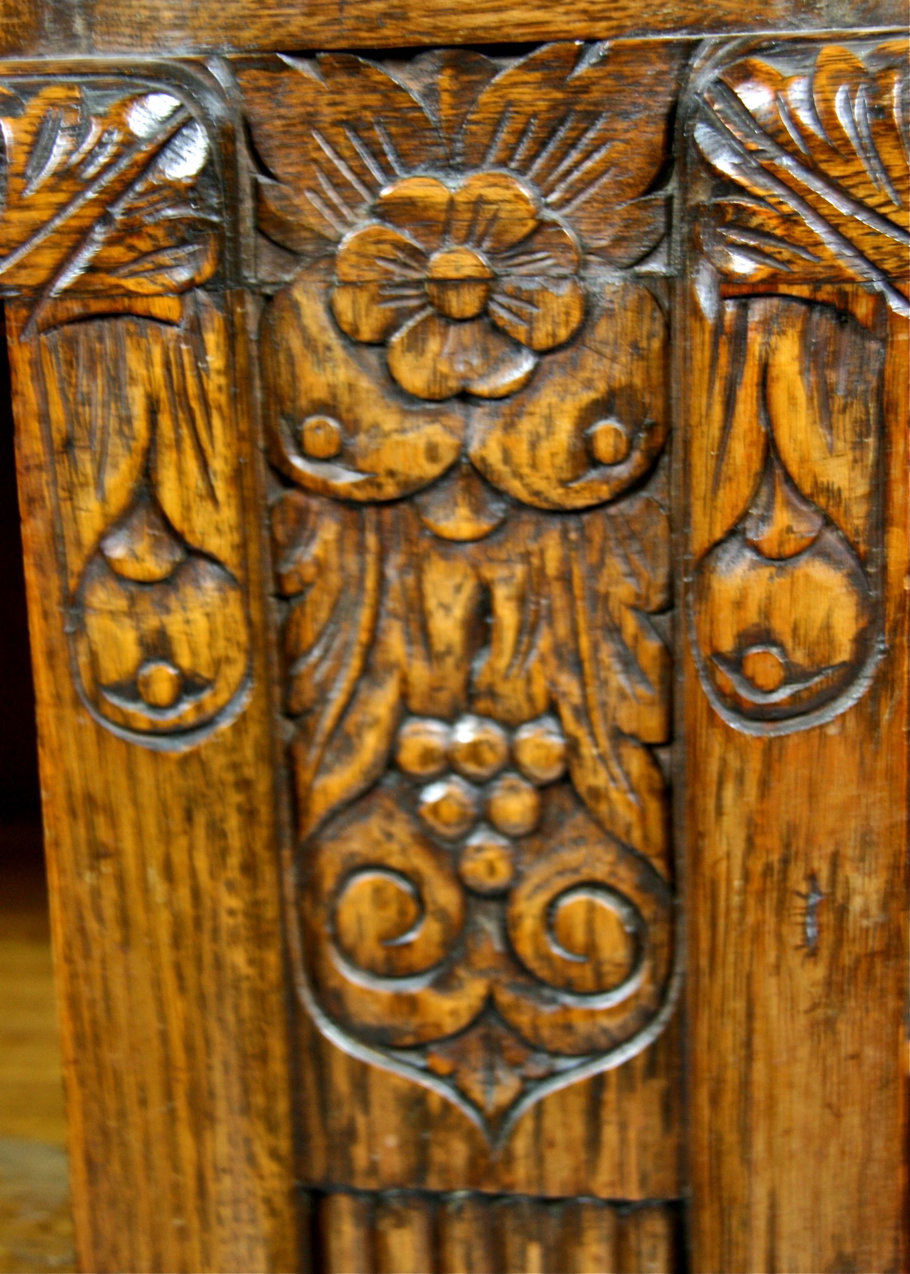 1930's Art Deco Side Server | EBTH