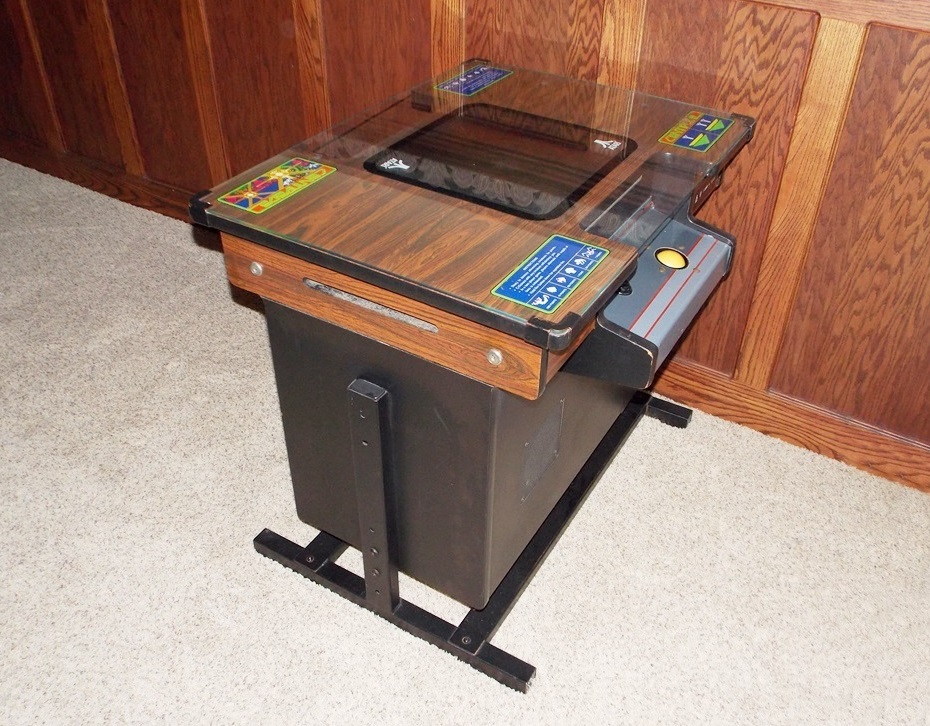 Vintage 1980 Atari Cocktail Table Arcade Game "Centipede" | EBTH