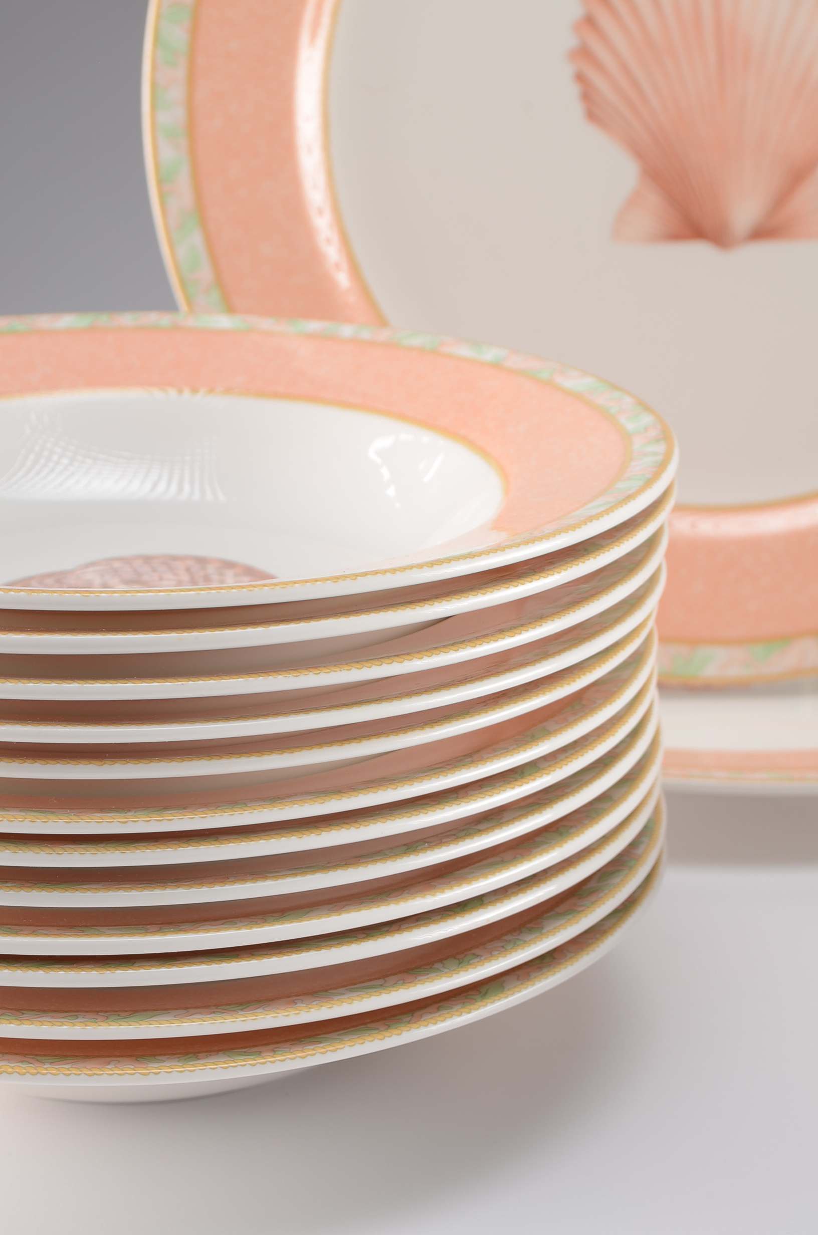Seashell Motif Victoria & Beale Porcelain Servingware | EBTH