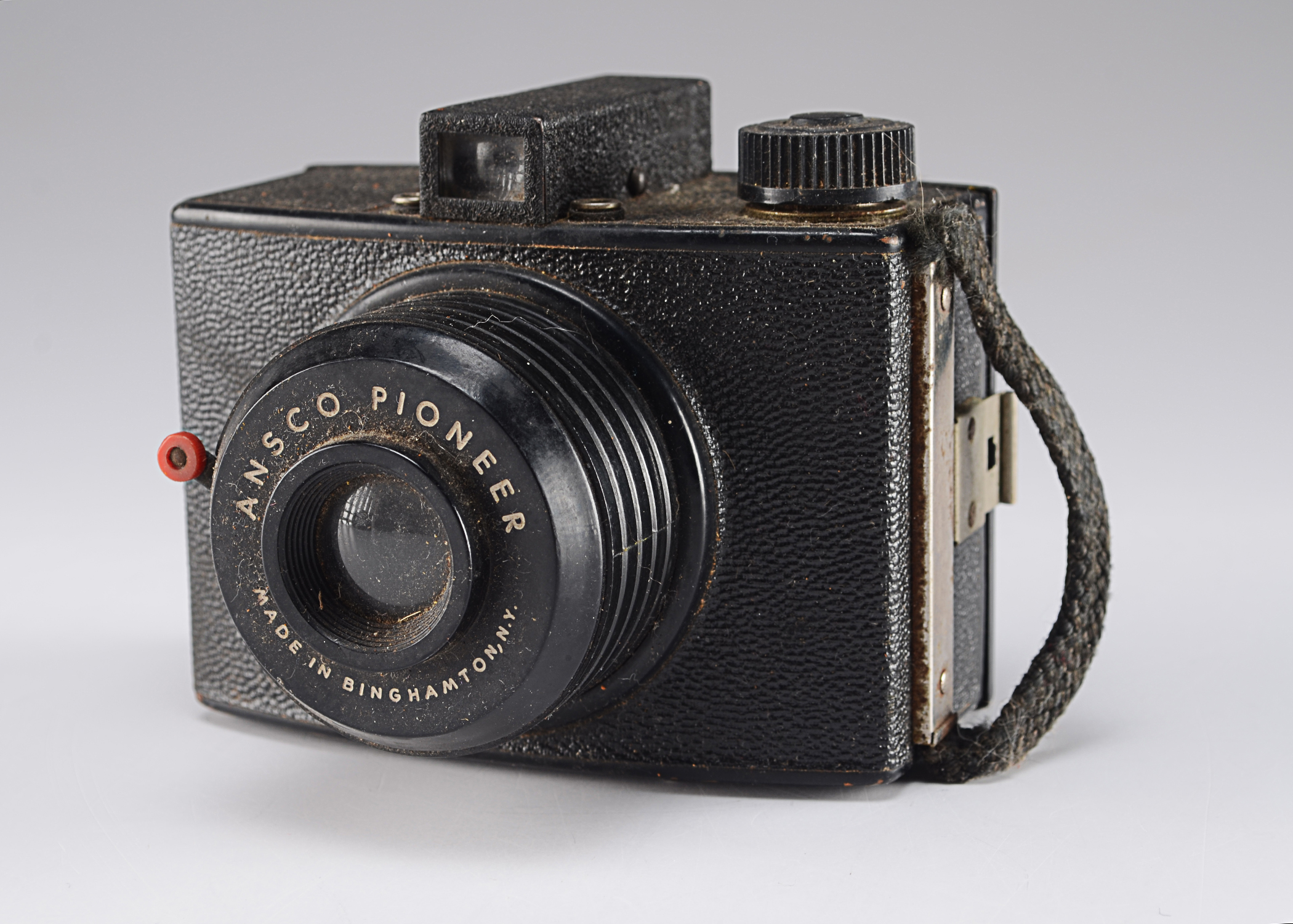 Vintage Ansco Pioneer Camera | EBTH