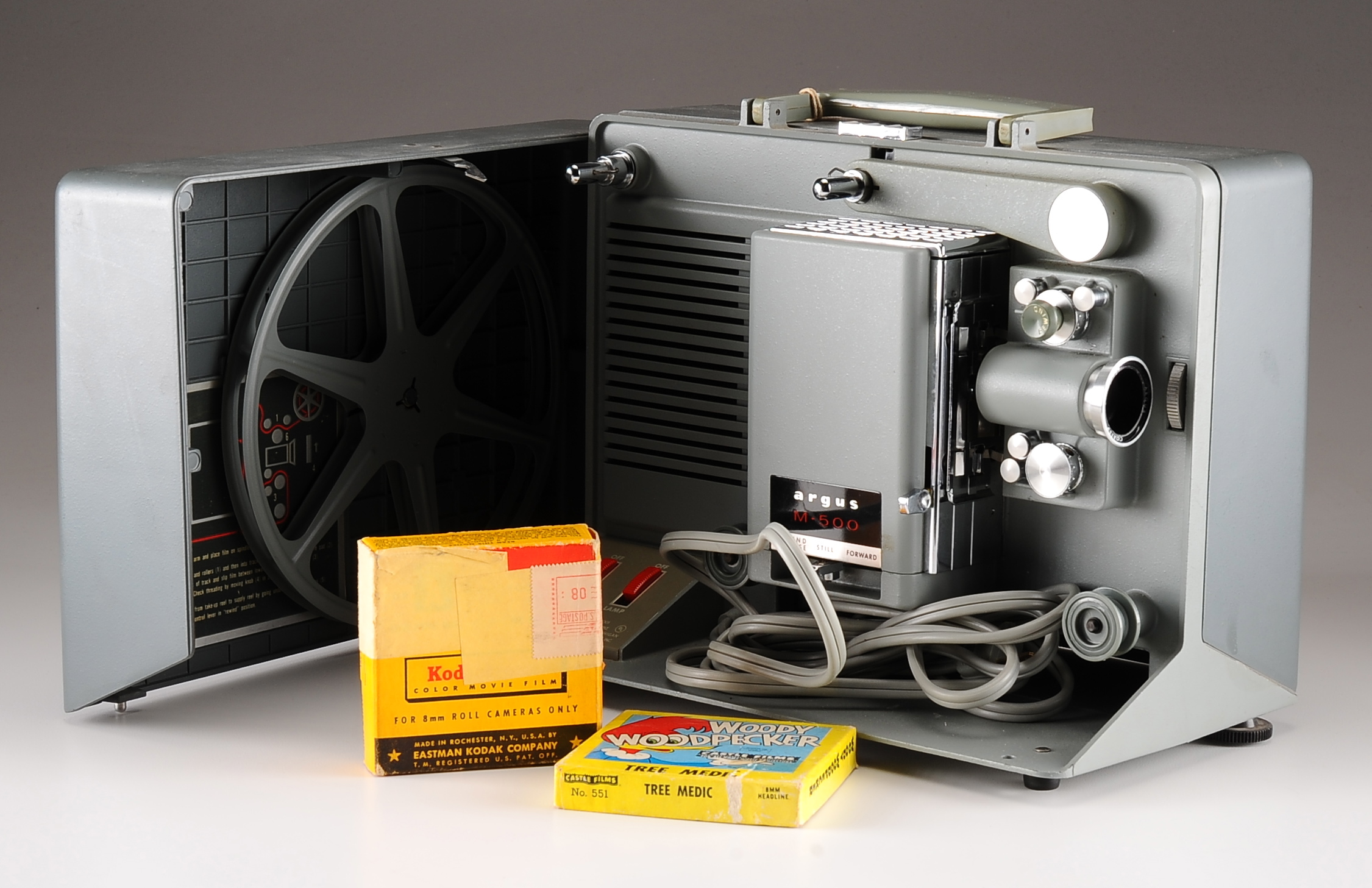 Argus M-500 8mm Home Movie Projector | EBTH