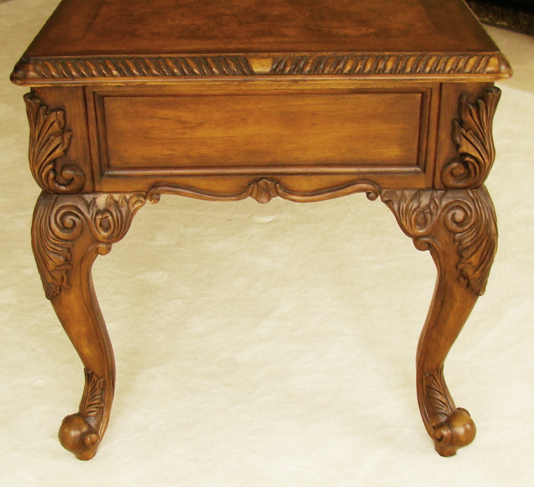 Queen Anne Style Ornate Writing Desk | EBTH