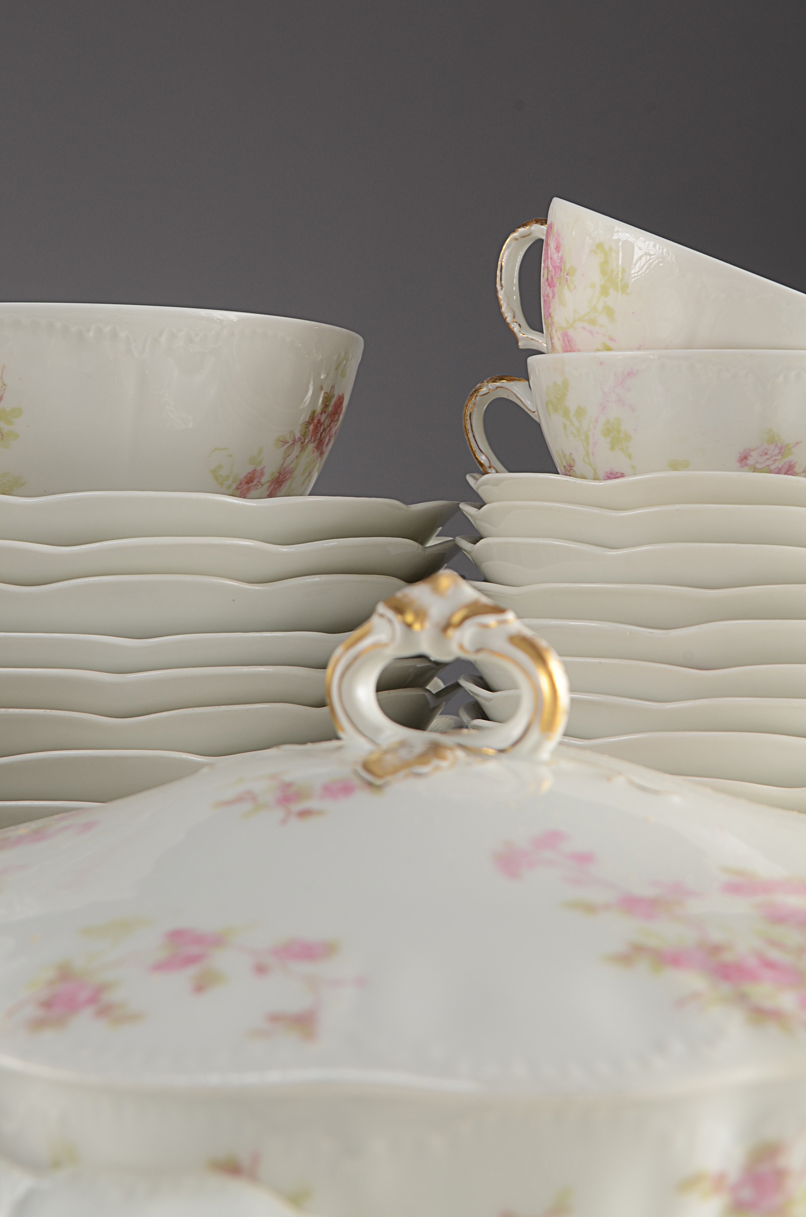 Antique Haviland Limoges Schleiger Pattern 42E 110 Piece China Set ...