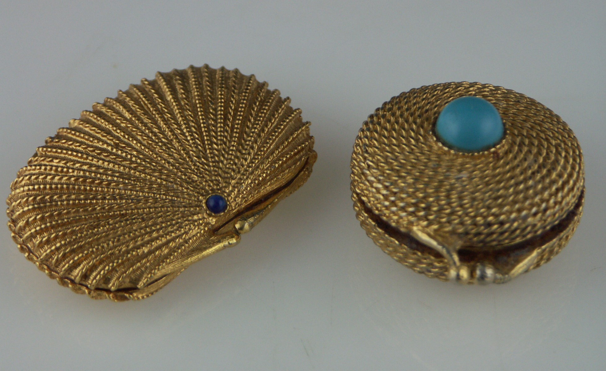 Two Vintage Estee Lauder Solid Perfume Compacts | EBTH