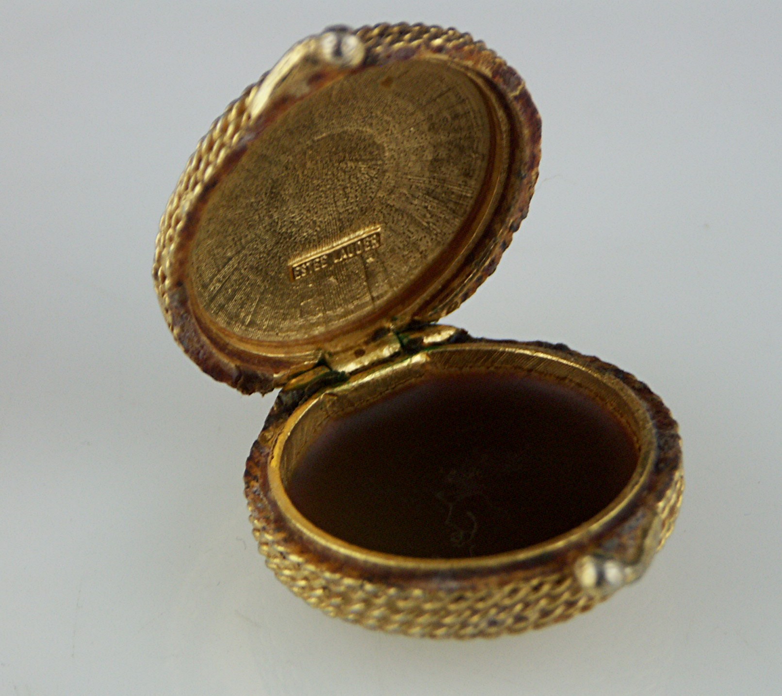 Two Vintage Estee Lauder Solid Perfume Compacts | EBTH