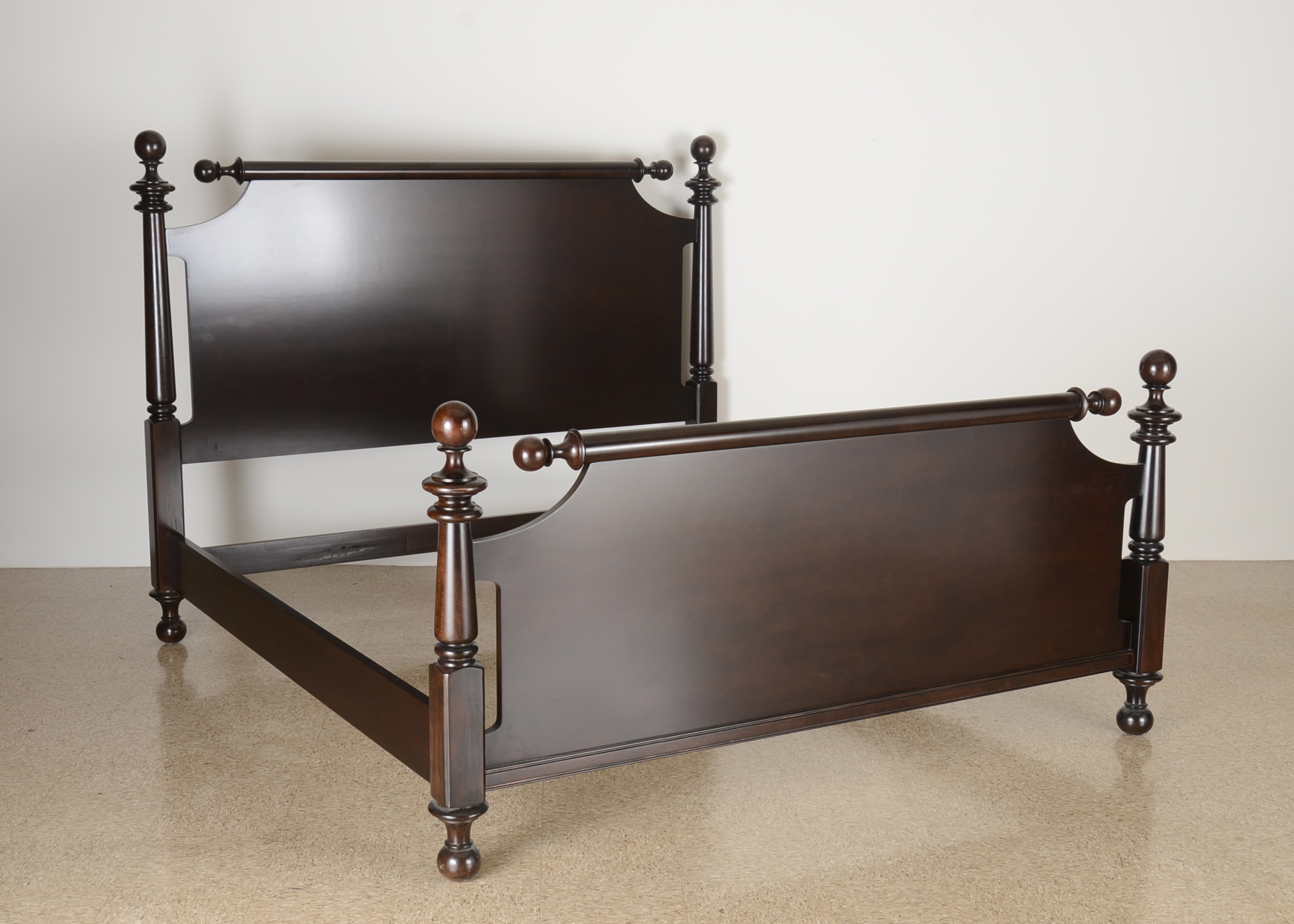 King Size Dark Brown Stained Wood Bed Frame | EBTH