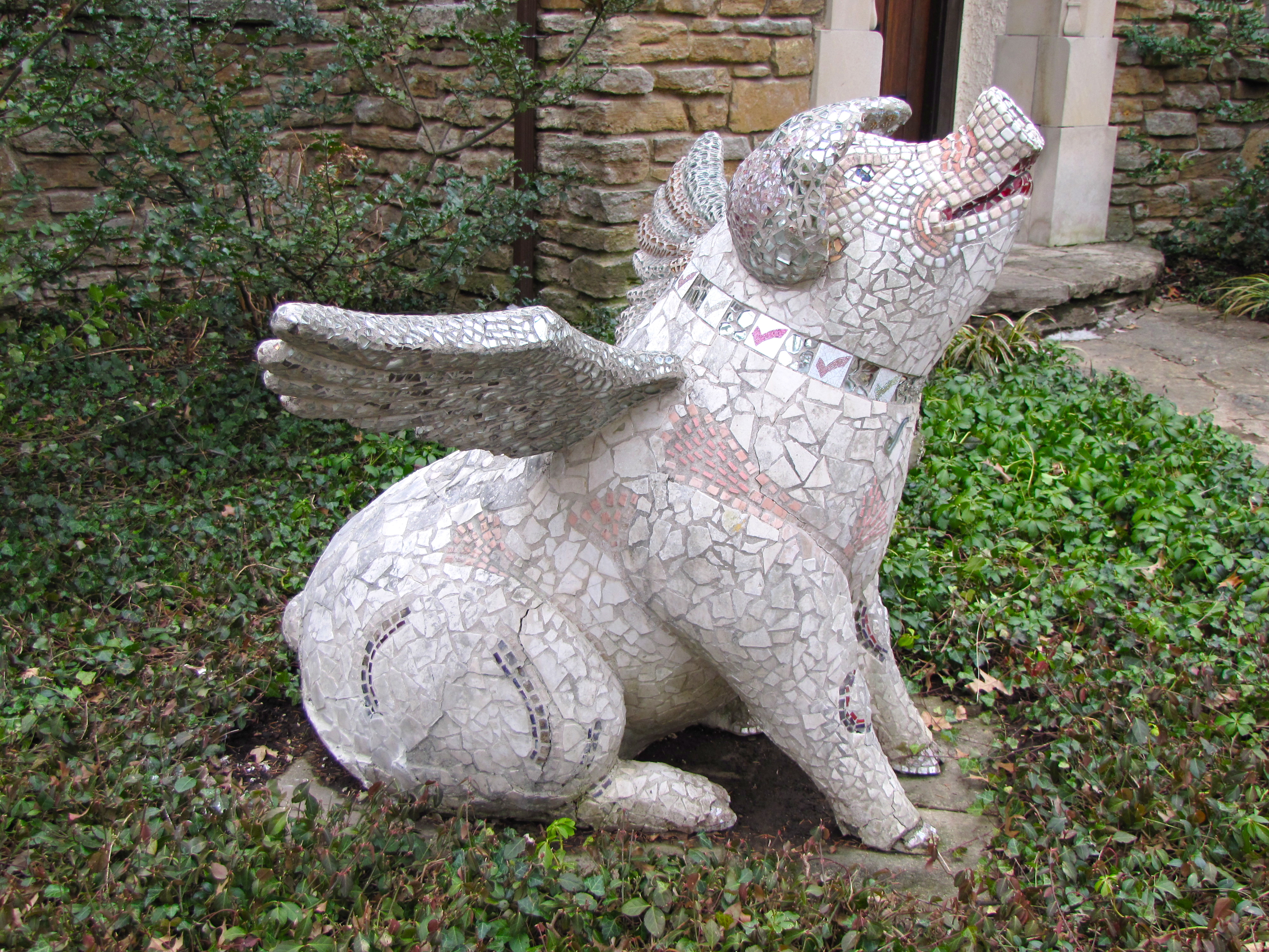 Cincinnati’s 2000 Big Pig Gig Featured "Pig Of Possibilities” Statue | EBTH