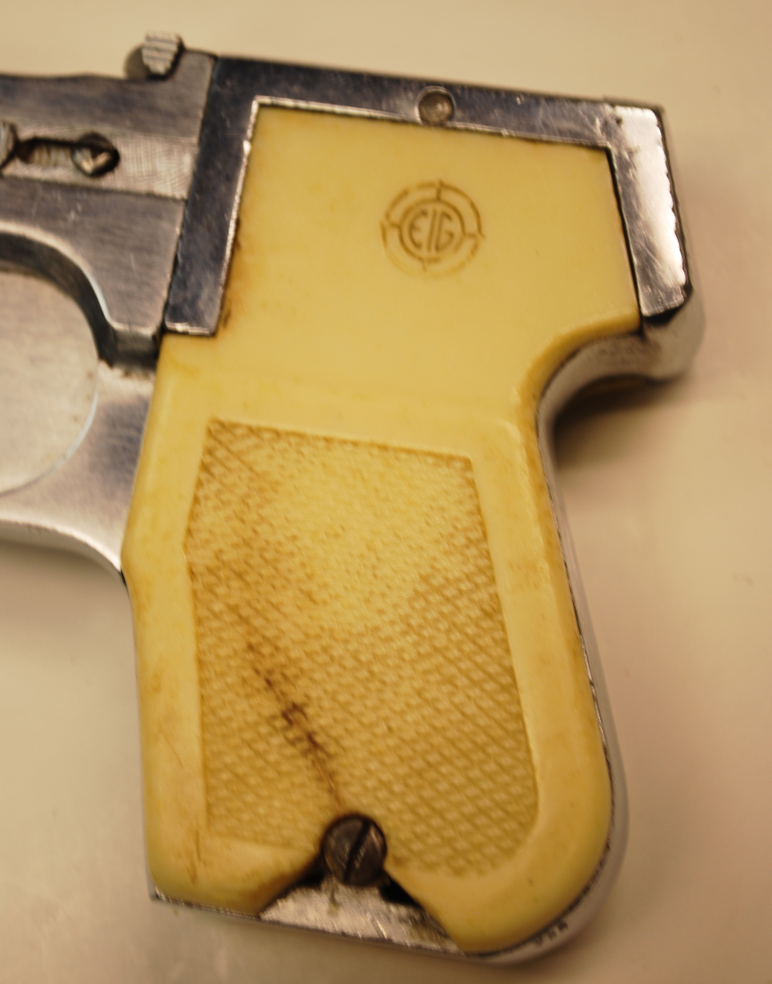 EIG Four Shot Derringer "Pepperbox" Pistol | EBTH