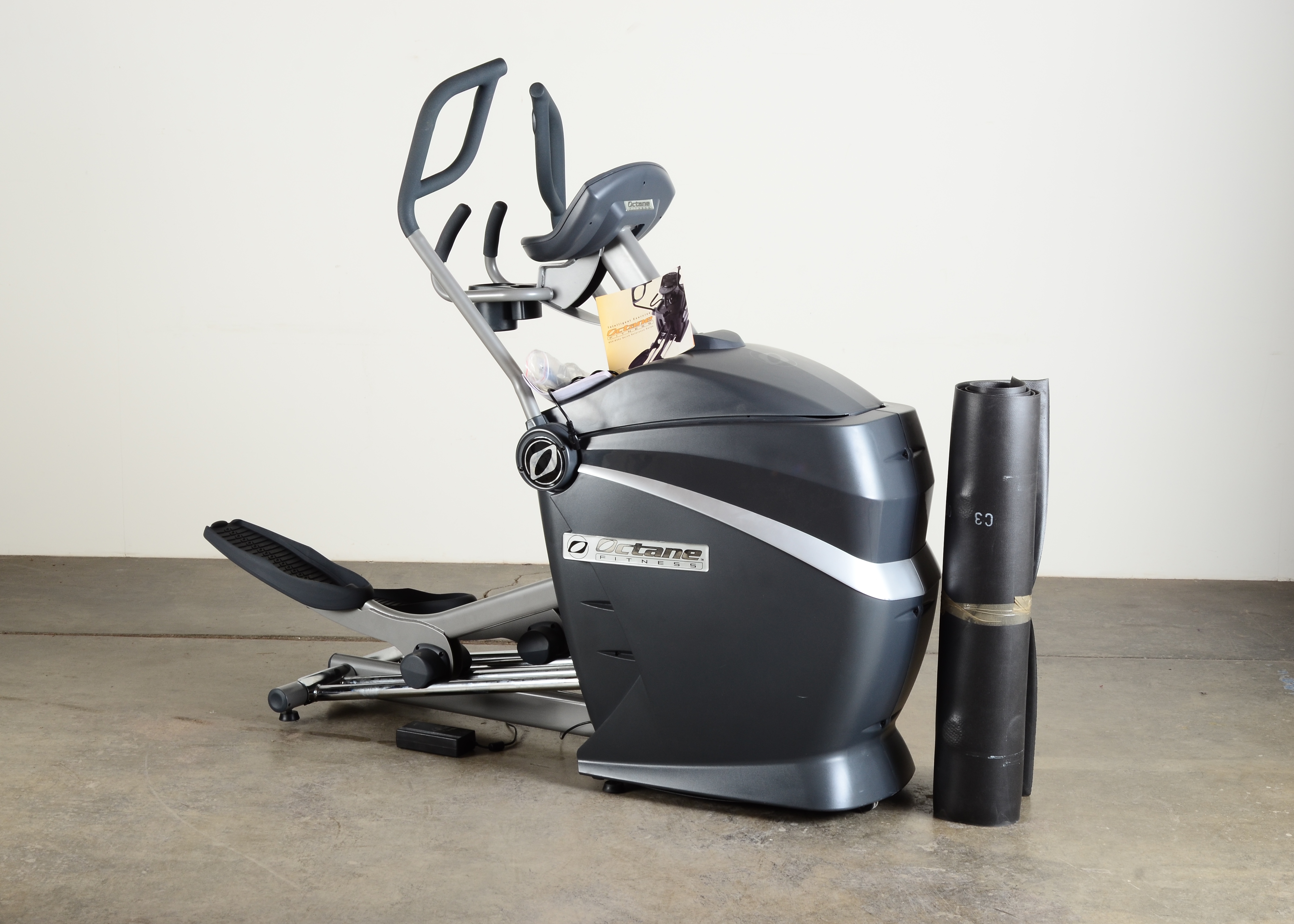 Octane Fitness Q45e Elliptical Cross Trainer : EBTH