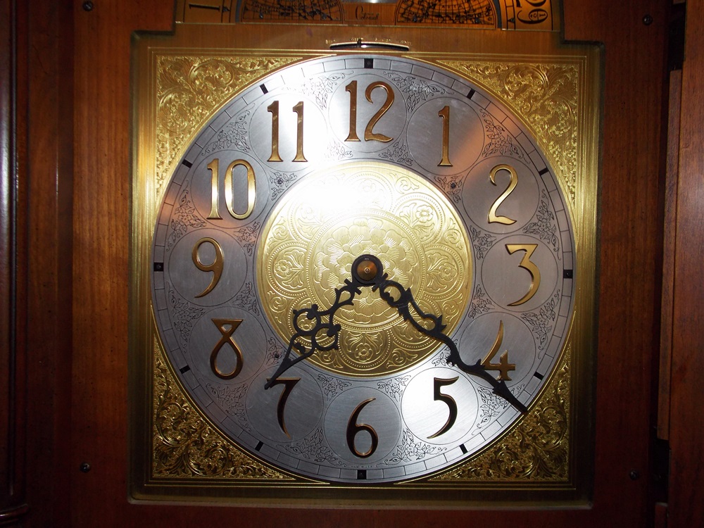 A Colonial Of Zeeland Grandfather Clock with Brass Face and Moon Dial ...