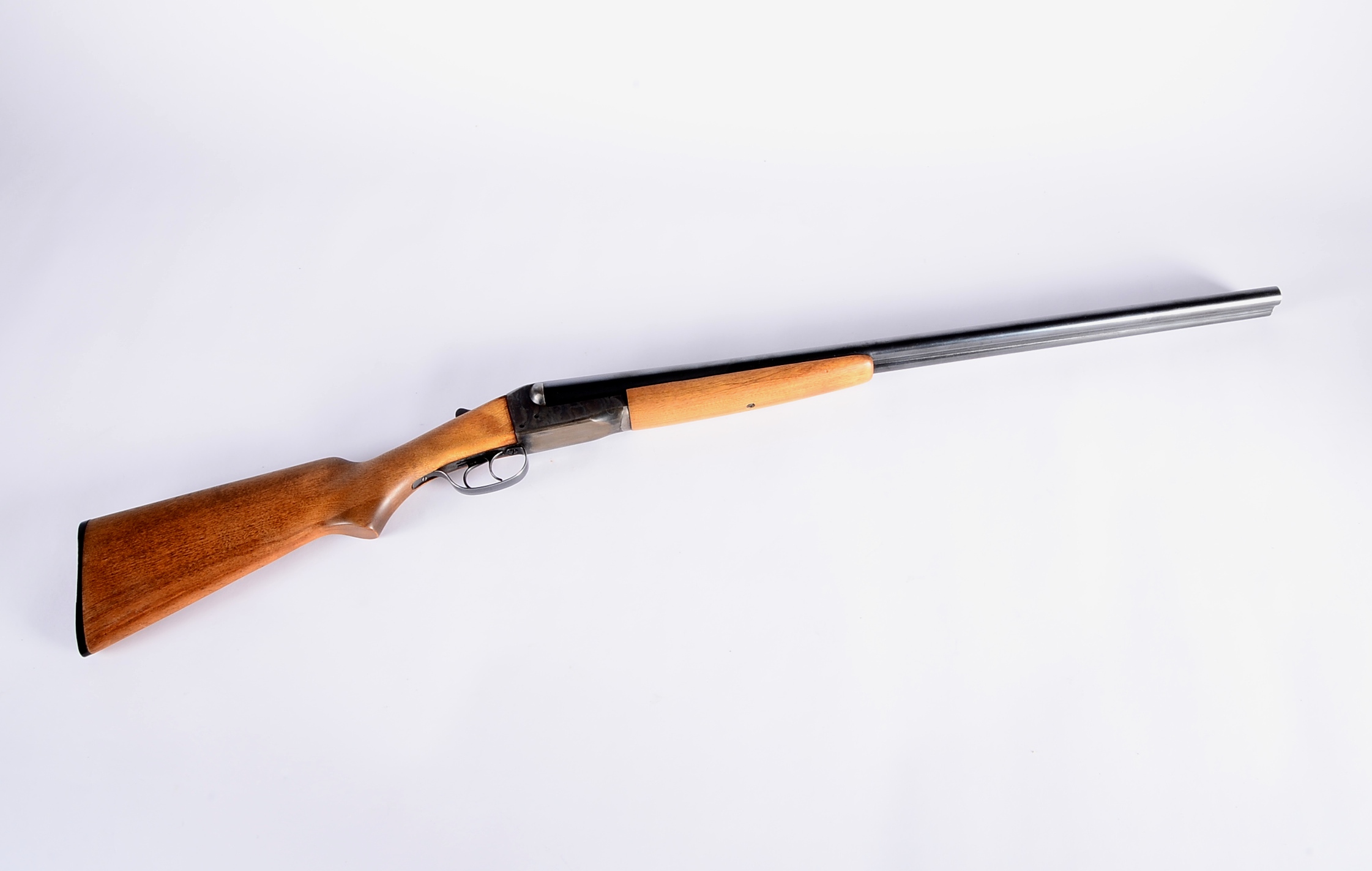 Stevens Model 311 -A Double barrel side by side 16 gauge shotgun | EBTH