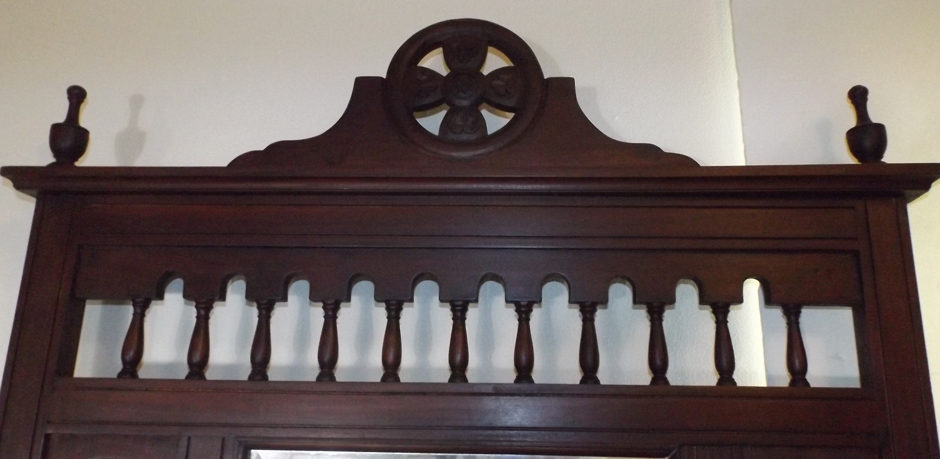 Wonderful Floral-Carved Dark Cherry Hall Tree | EBTH