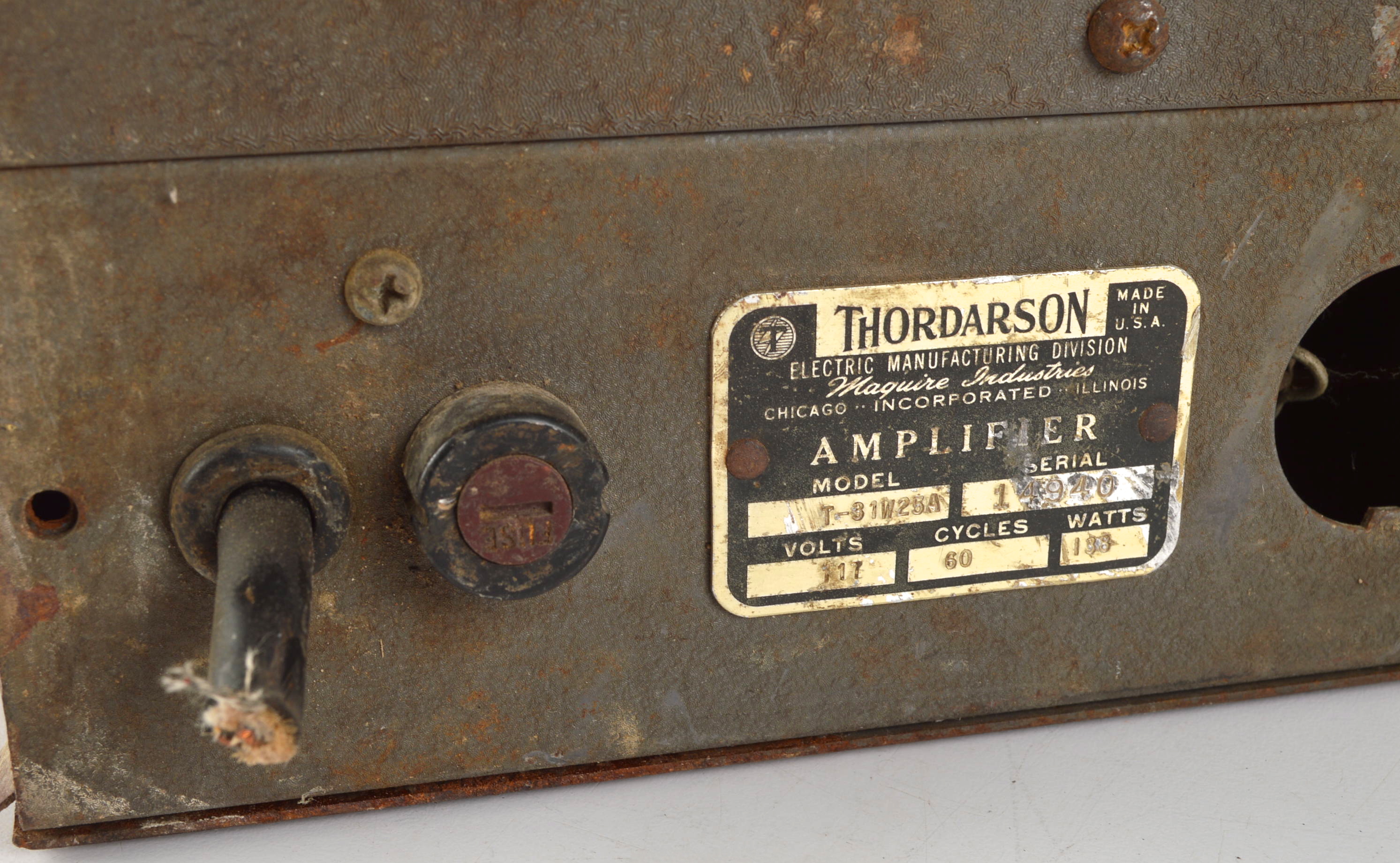Thordarson Vintage Amplifier with Bakelite Dials | EBTH