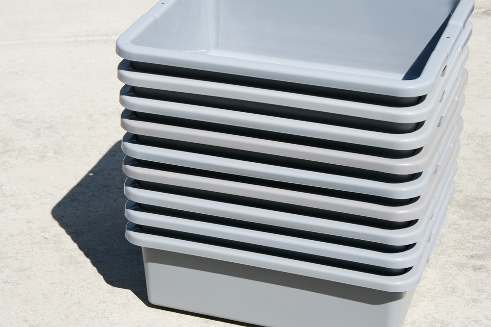 Plastic Bus Bins | EBTH