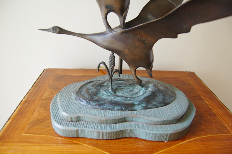 Frederick Cooper Bronze Flying Geese Lamp | EBTH