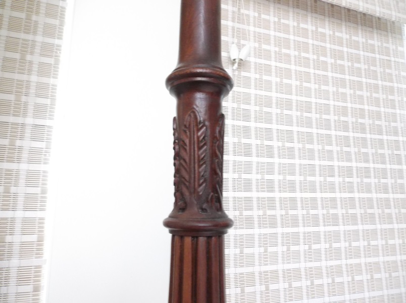 Ethan Allen Charleston Style Queen Size Four Poster Rice Bed | EBTH