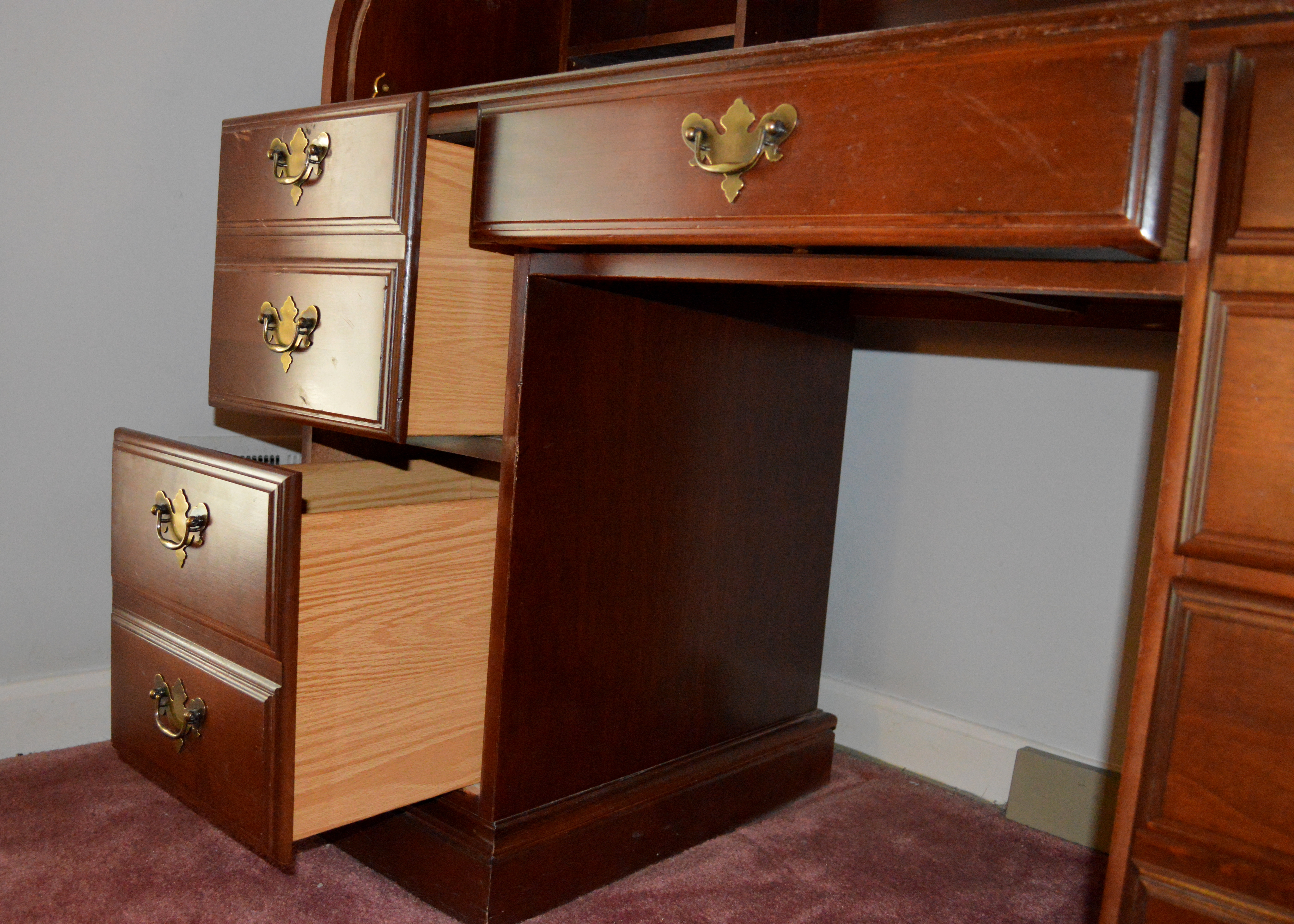 Chippendale Style Roll Top Desk | EBTH