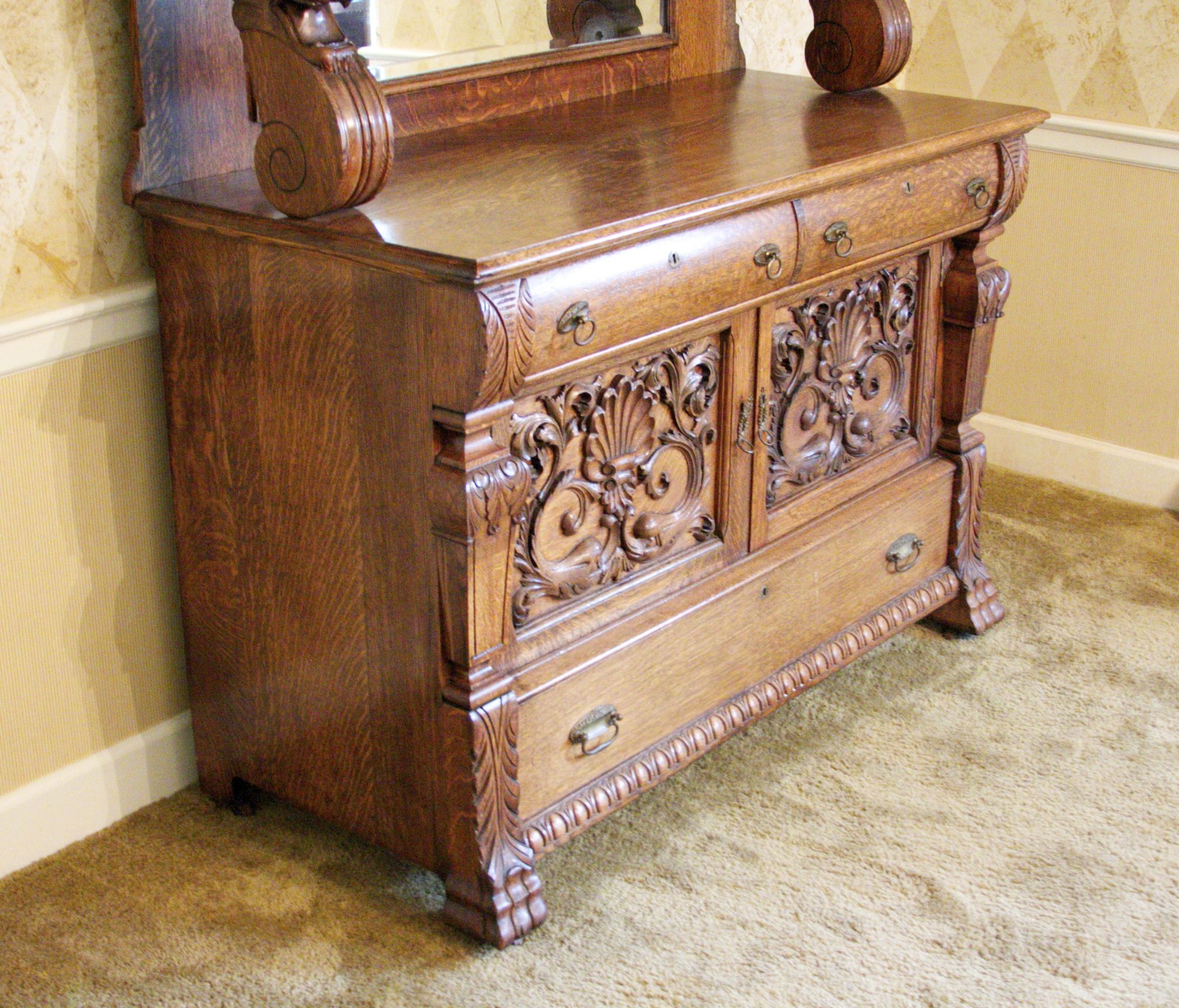 Antique Tiger Oak Sideboard Buffet with Beveled Mirror | EBTH