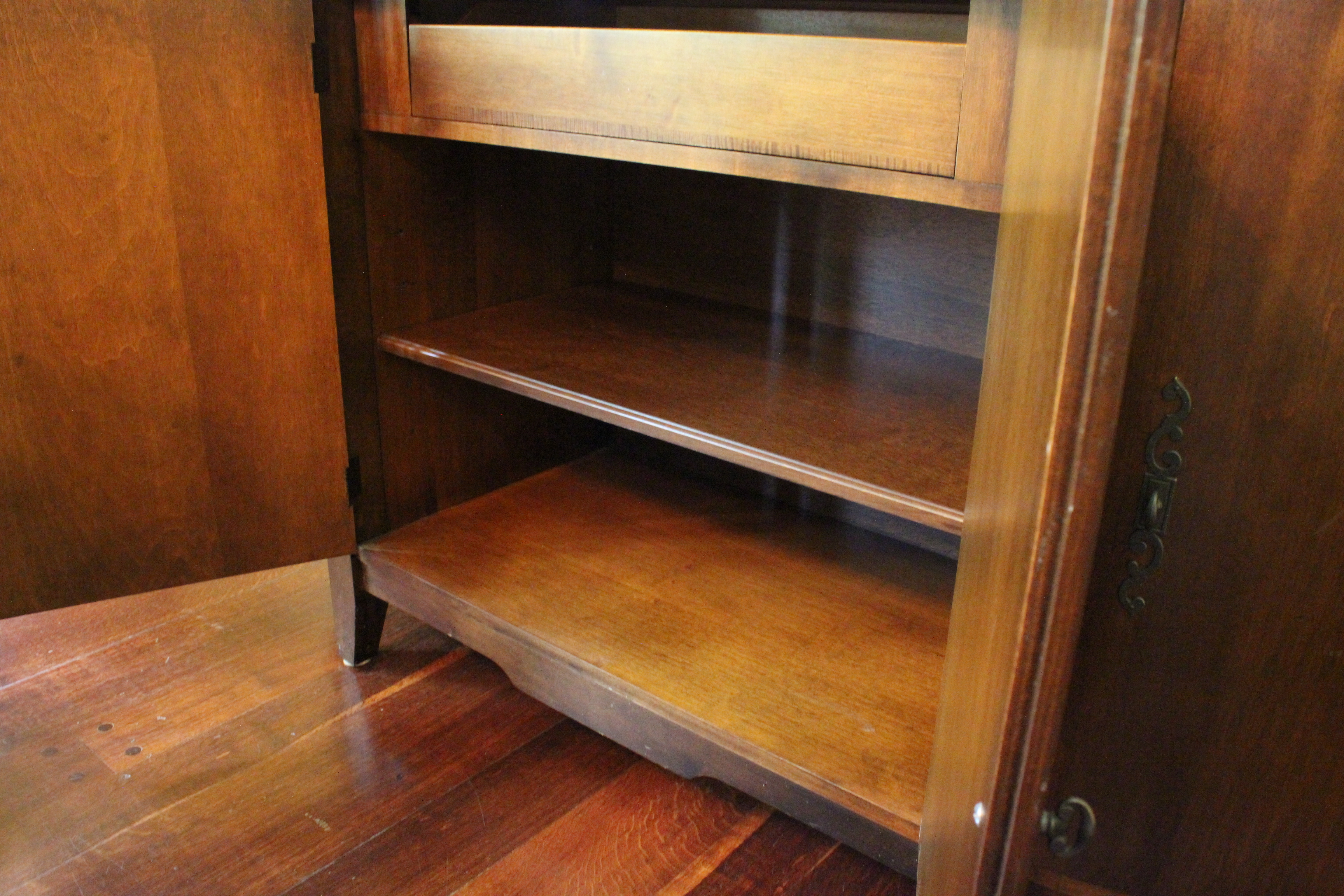 Pennsylvania House Cherry Sideboard | EBTH