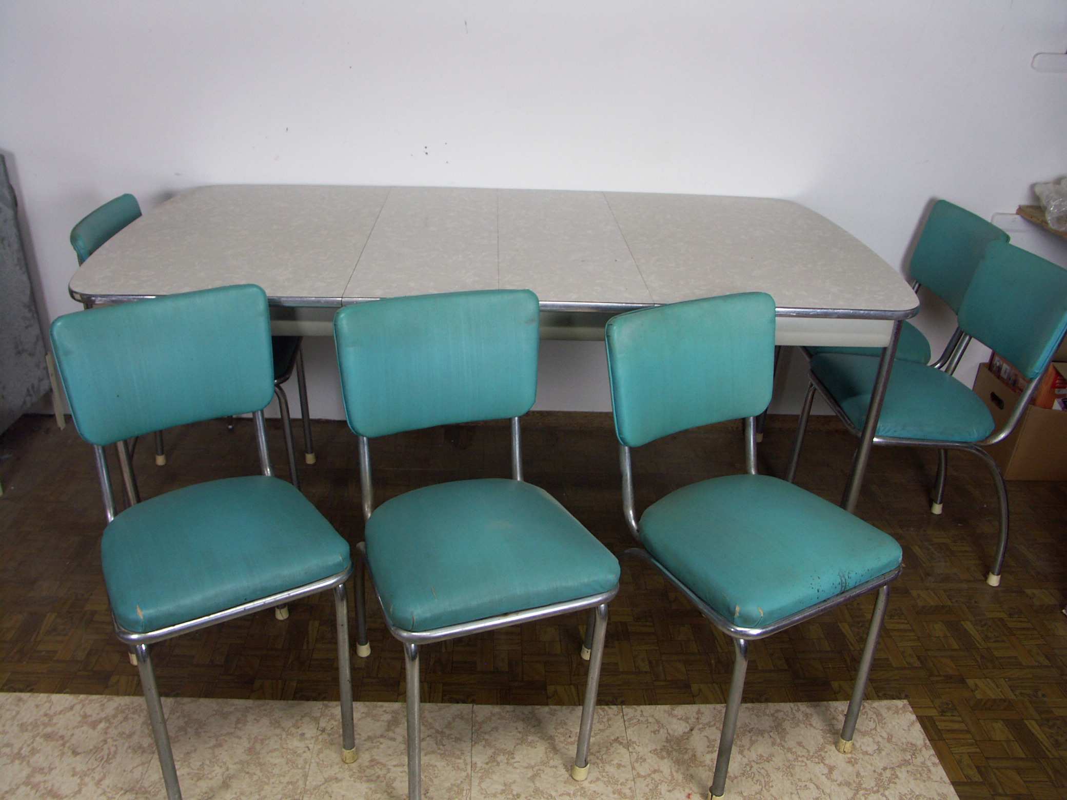 Retro Formica Top Table and Chairs | EBTH