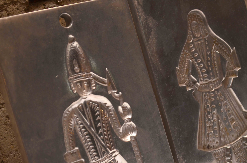 Reproduction Pewter Molds | EBTH