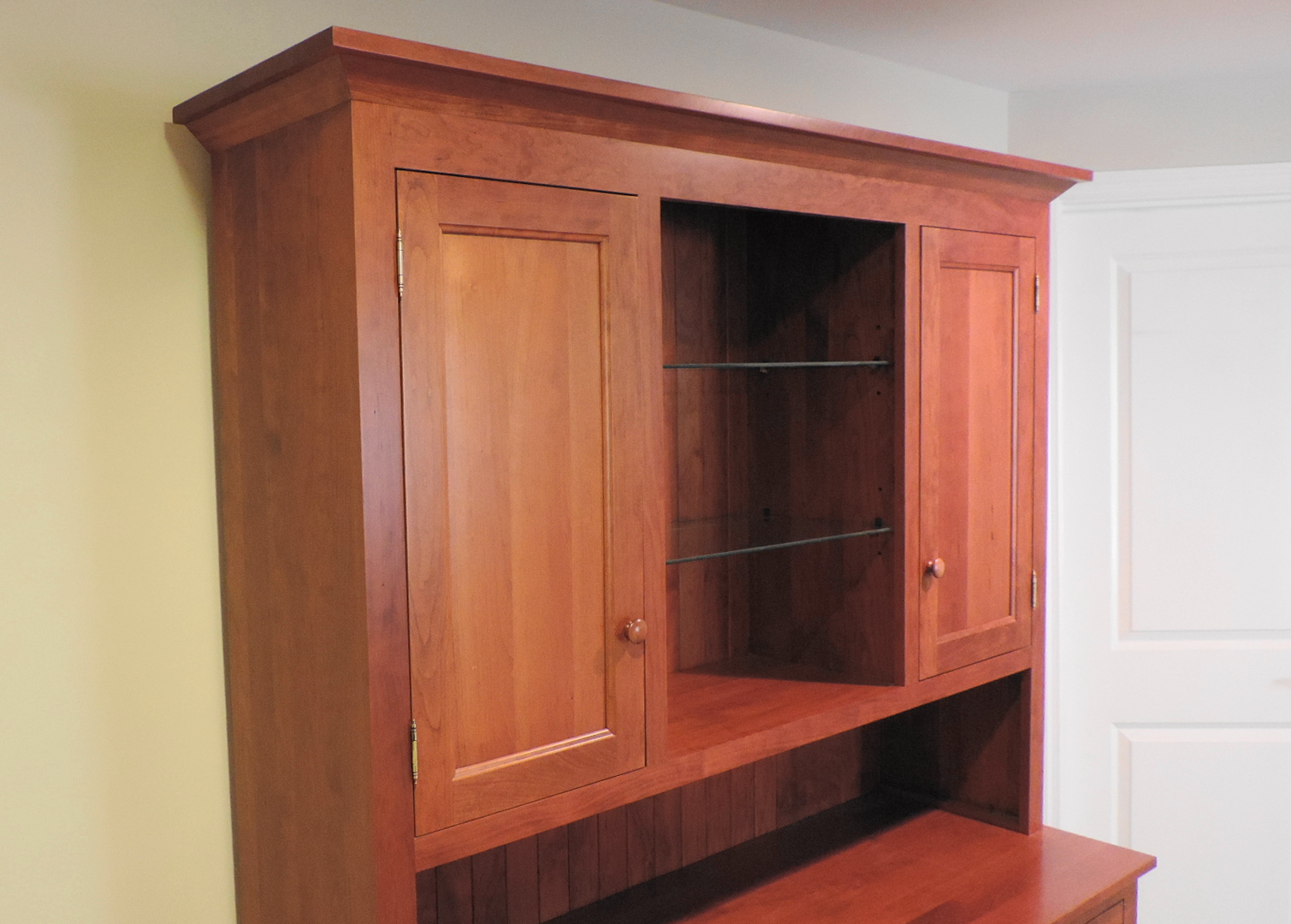 Cherry Sideboard with Hutch and Recessed Lighting | EBTH
