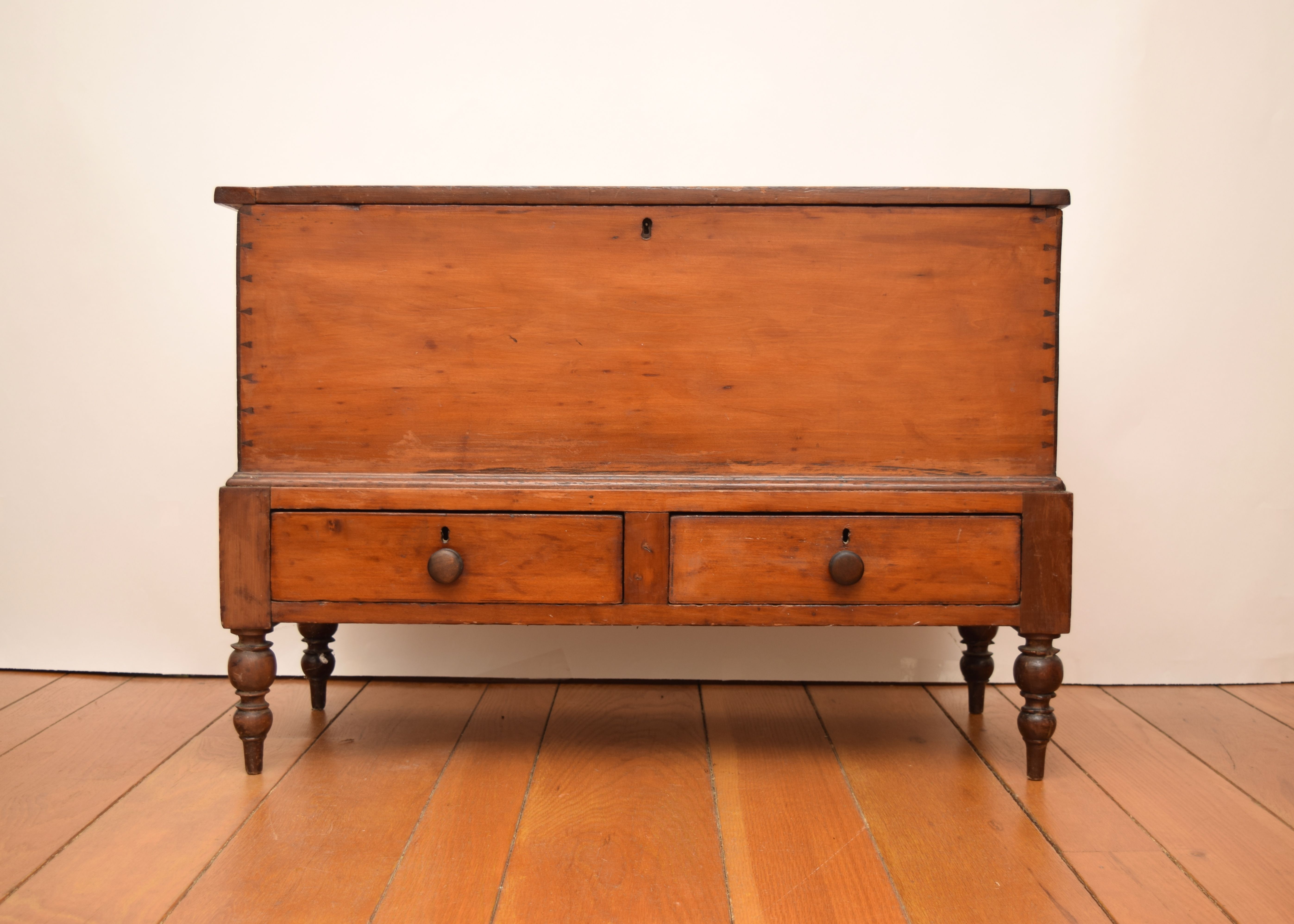Antique Poplar Sugar Chest | EBTH