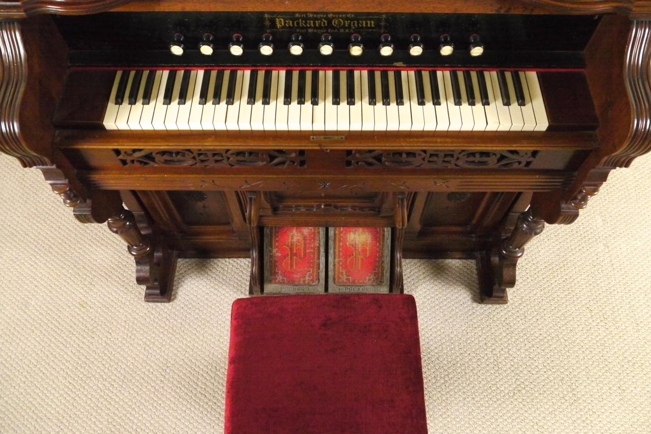 Late 19th Century Packard Pump Organ | EBTH